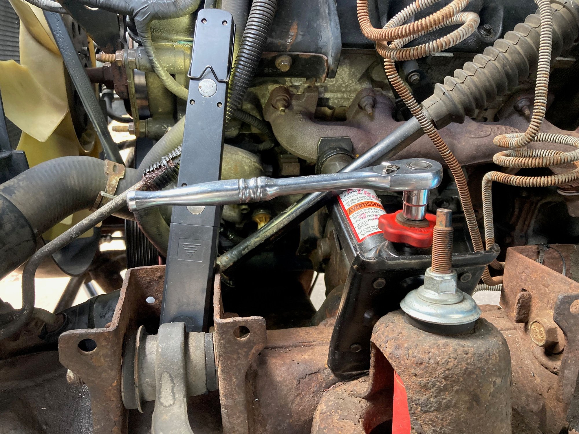 4.6 Oil Filter Adapter Gasket - Step-by-step - Ford F150 Forum ...