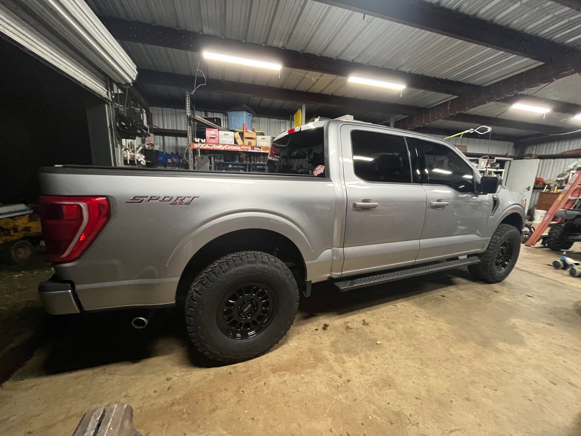 23 Raptor Wheels & Tires on 21 Leveled XLT - Ford F150 Forum ...