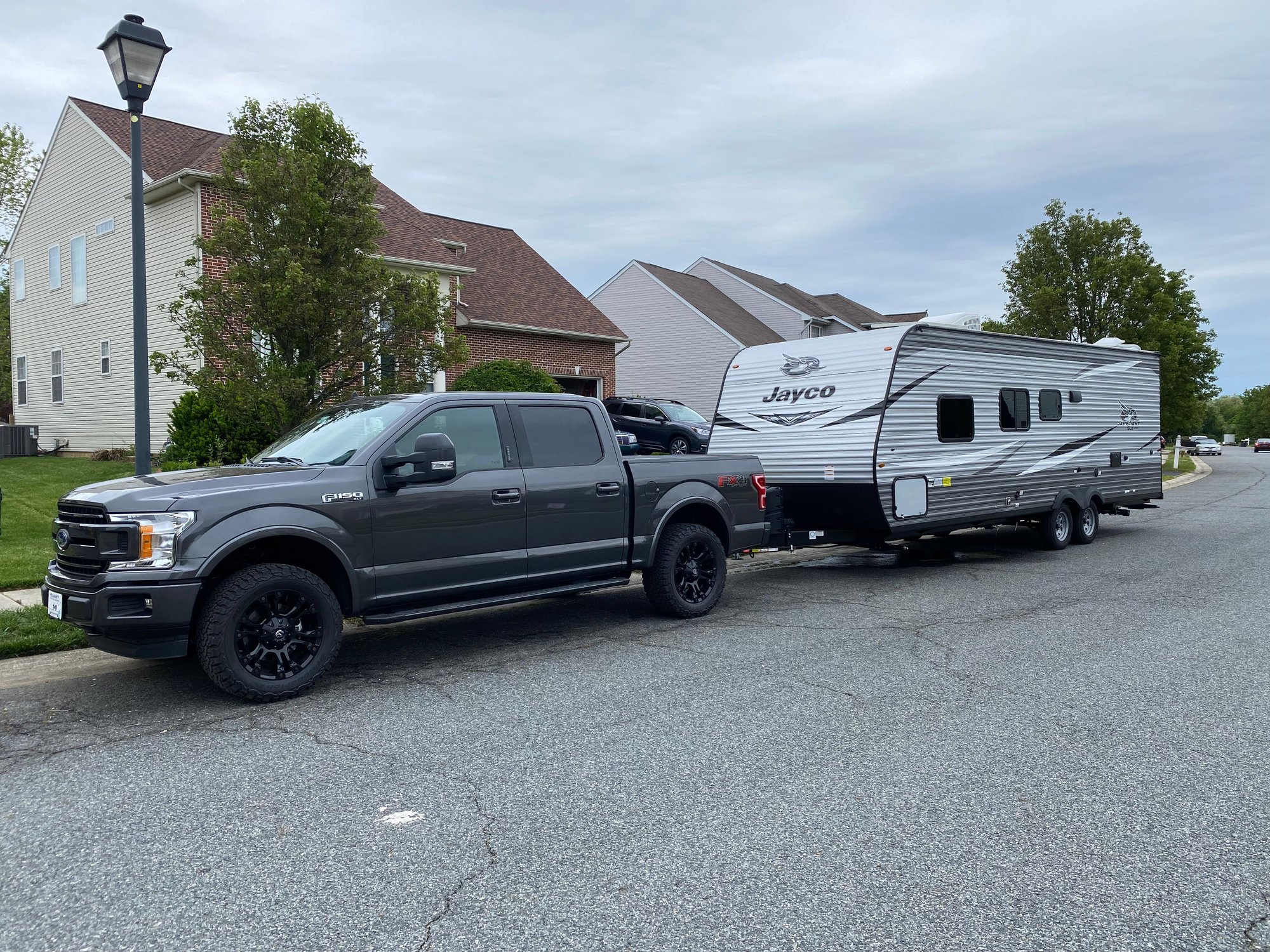 Towing with a leveling kit. - Ford F150 Forum - Community of Ford Truck ...