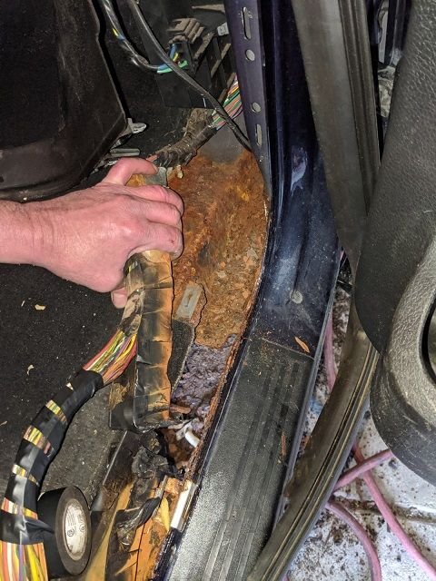 Advice on floor board rust repair/mitigation - Ford F150 Forum ...