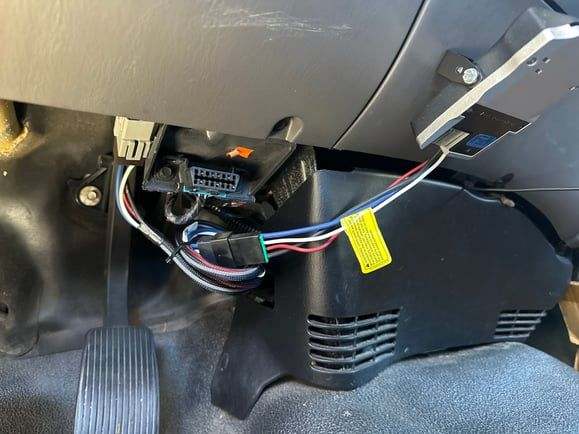 Does factory Tow package have a brake controller? - Ford F150 Forum ...