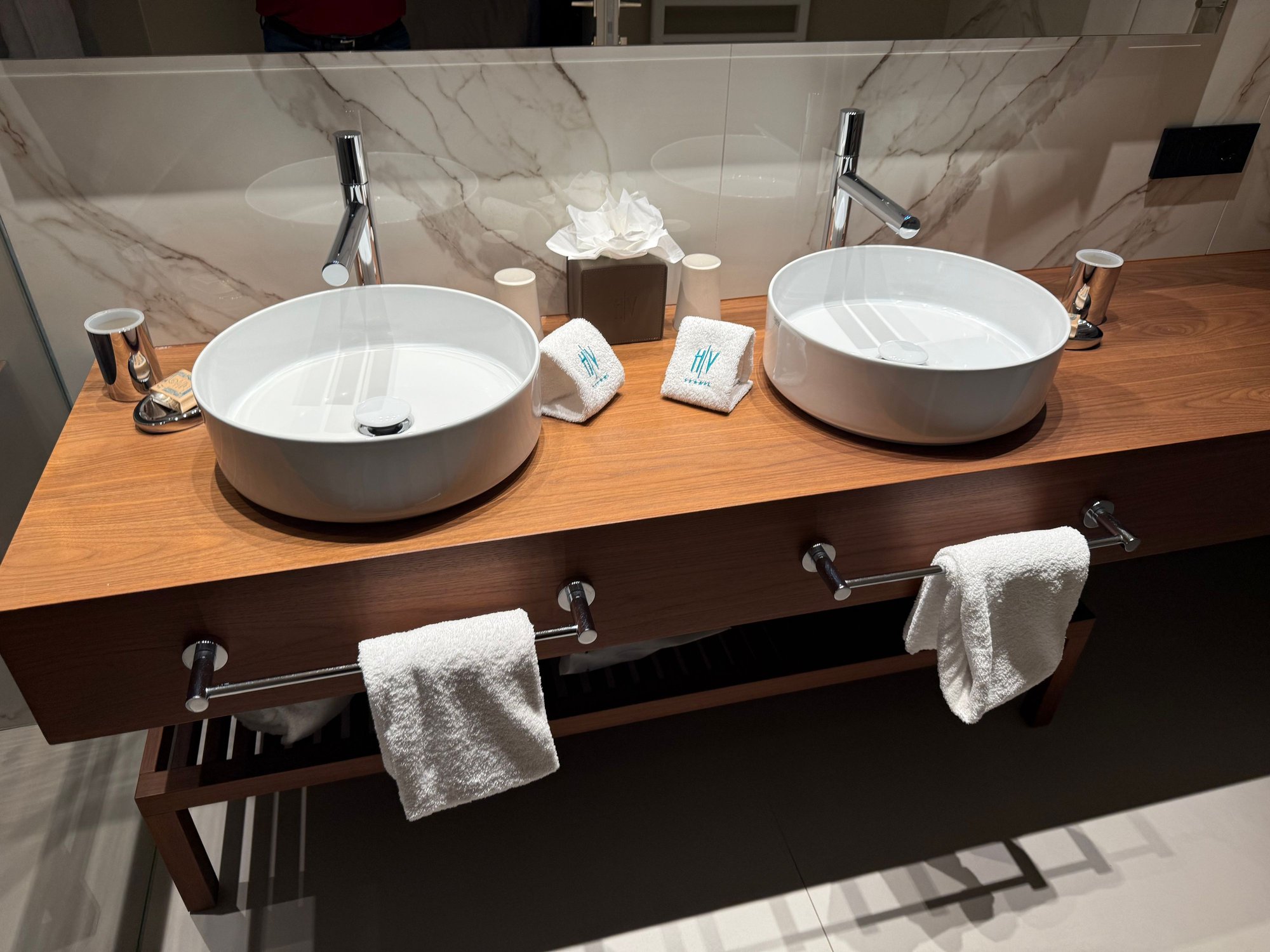 Report your Diamond Suite Upgrade success here :) - Page 86 - FlyerTalk ...