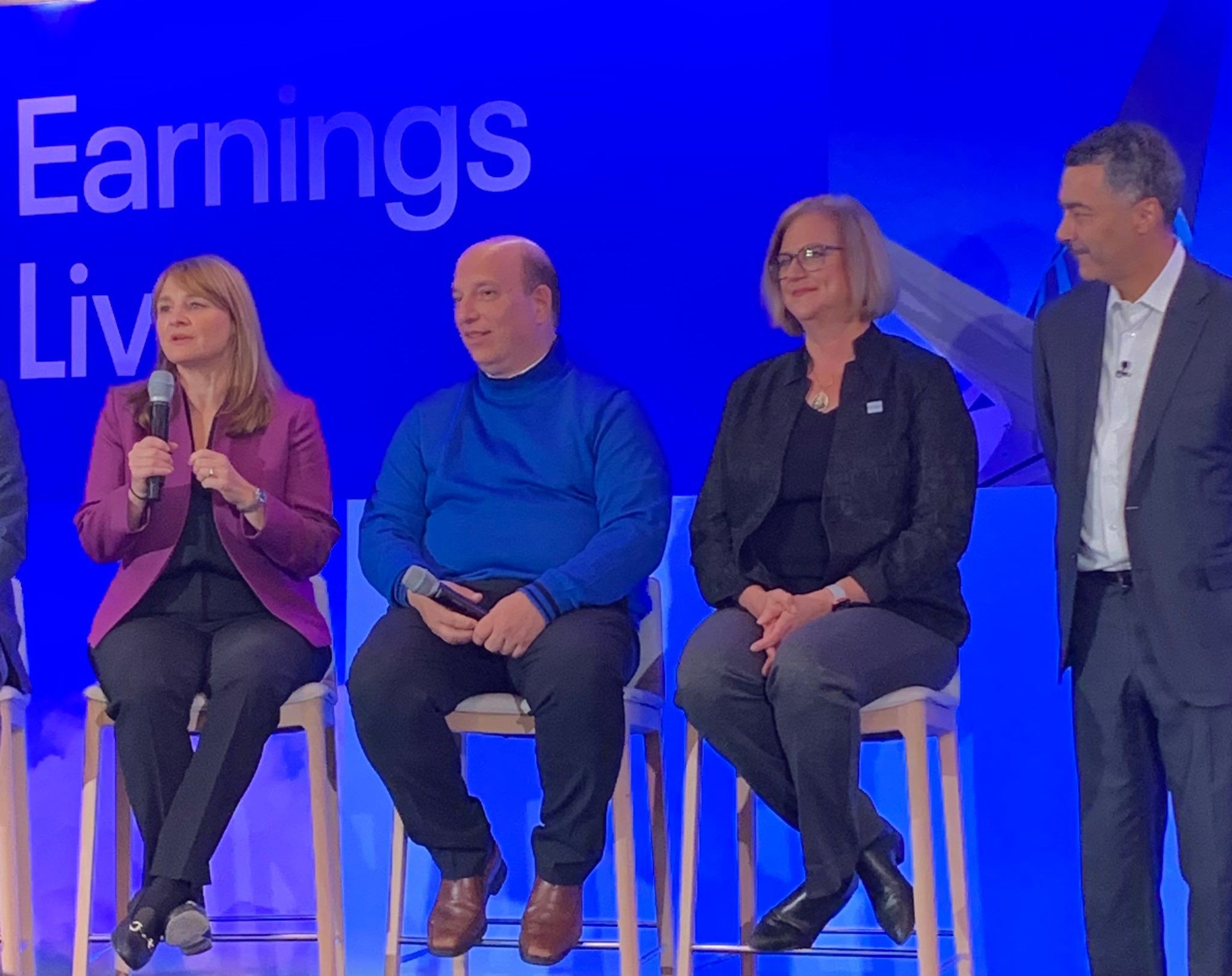 New UA crew uniforms launching 28 May 2025 - FlyerTalk Forums