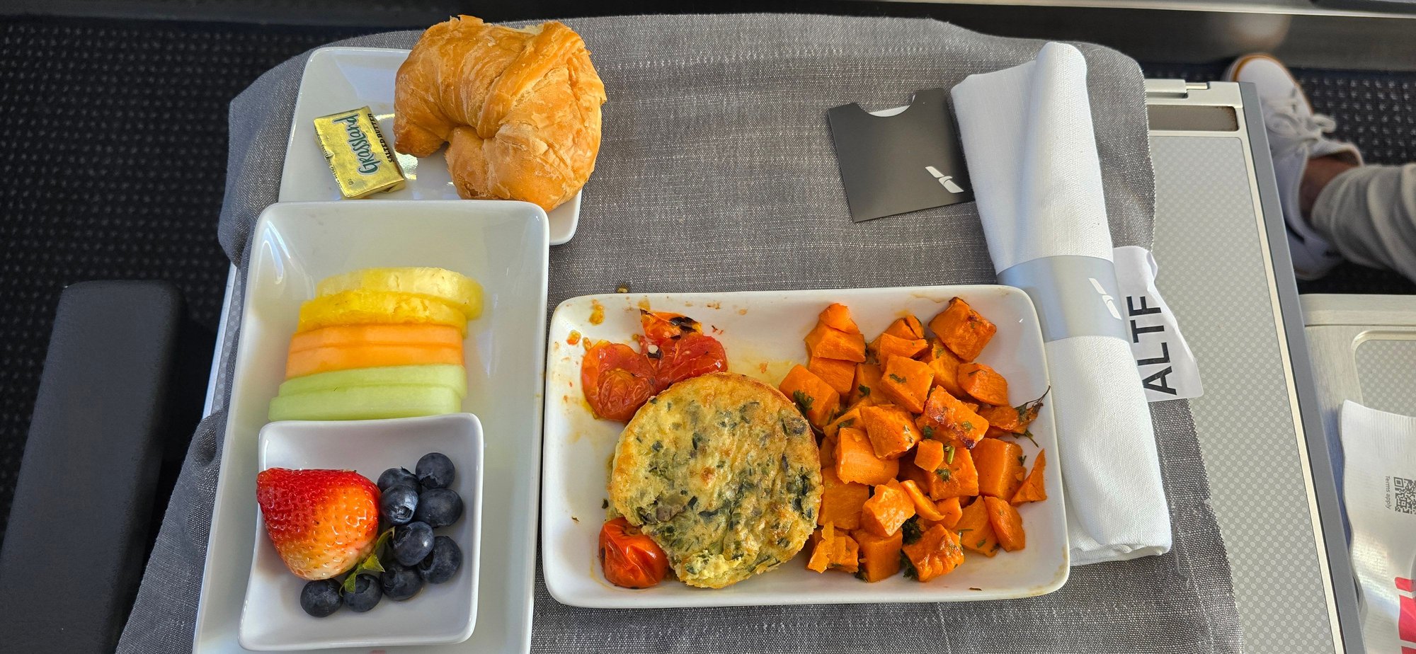 2024 AA Domestic Meal / Meals - menu / photos / etc. (master thread ...