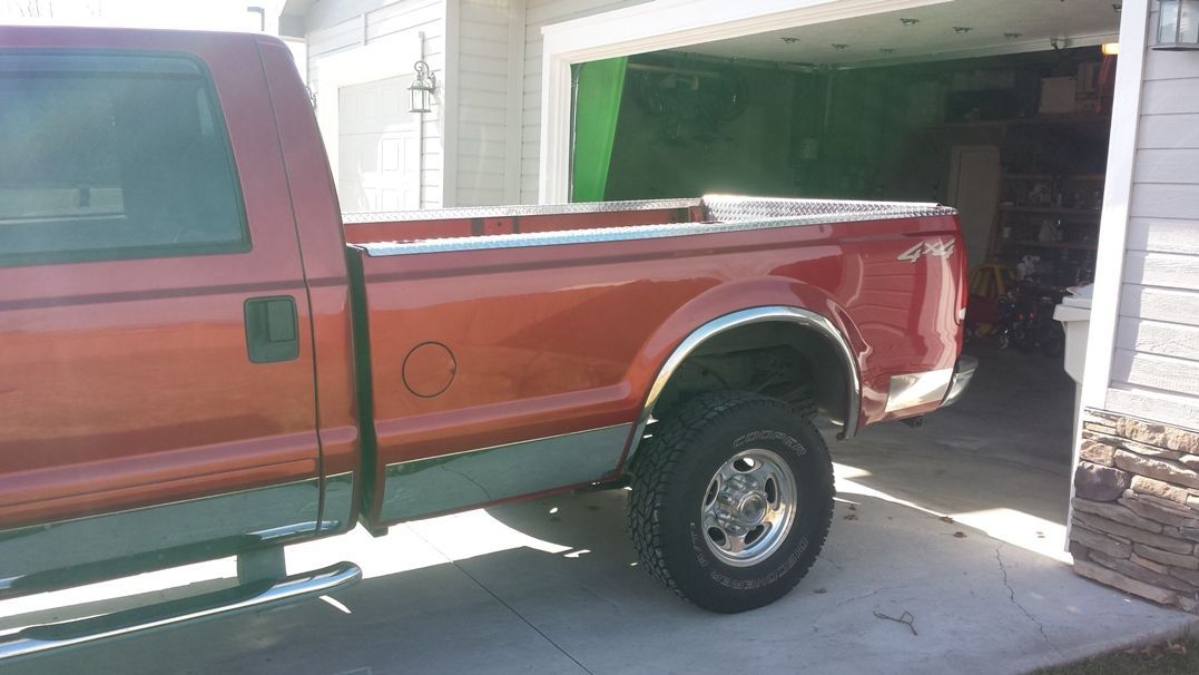 Me likes me some diamond plate bed caps - Ford Truck Enthusiasts Forums