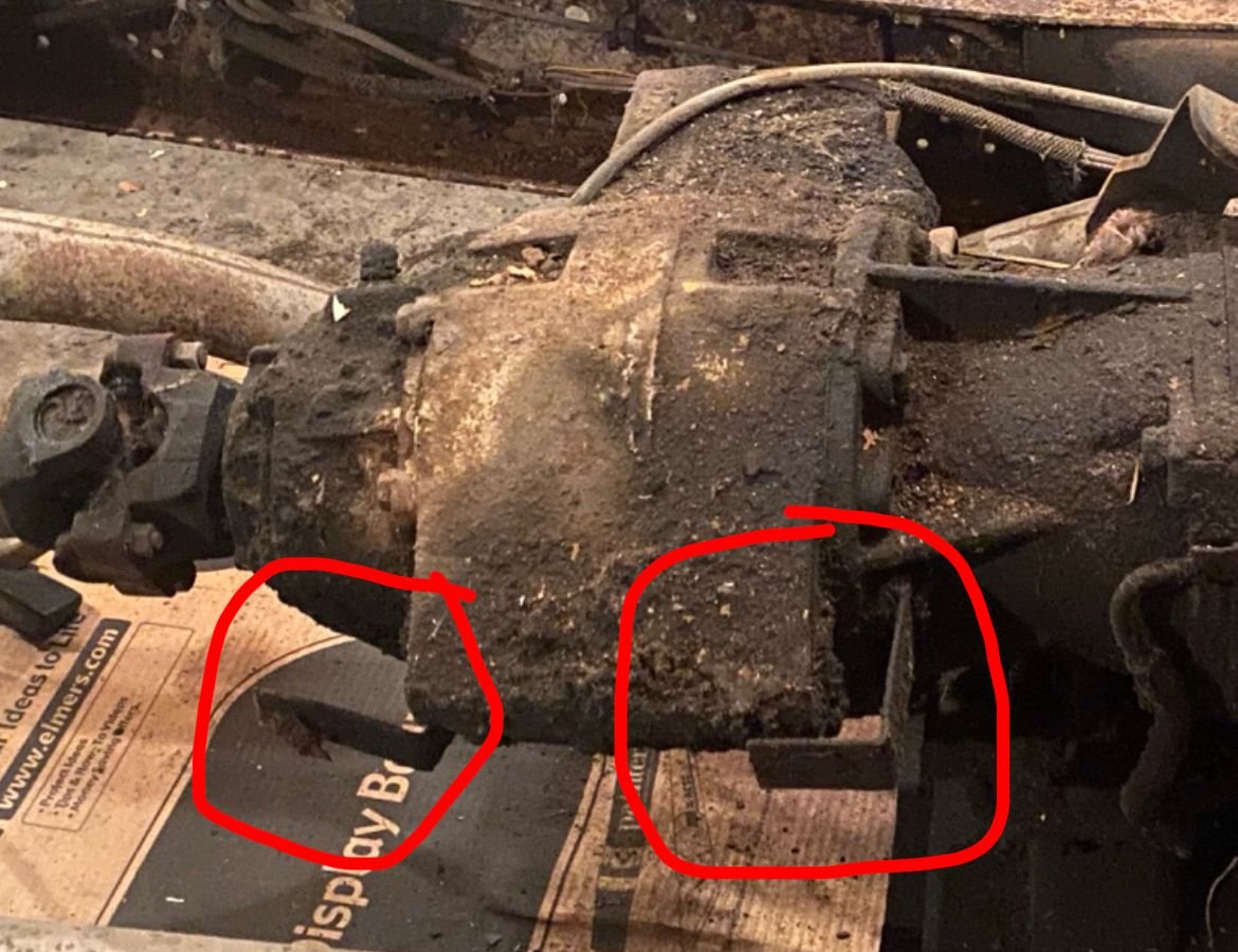 Bracket Identification on NP205 - Ford Truck Enthusiasts Forums