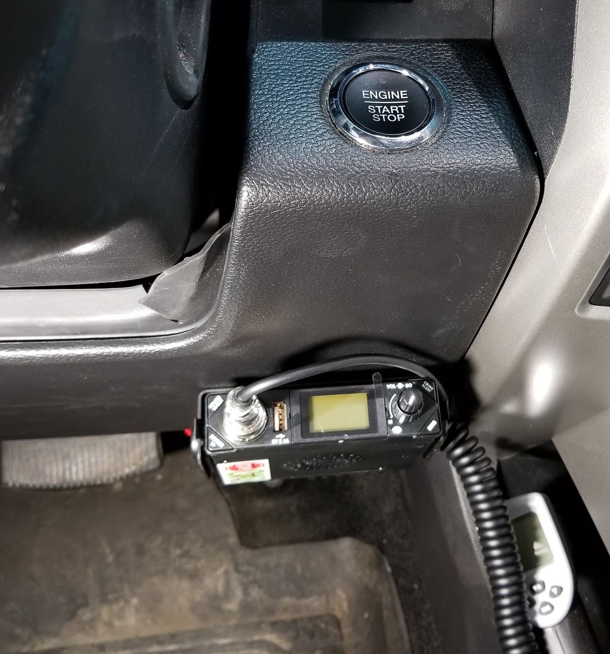 CB radio install - Ford Truck Enthusiasts Forums