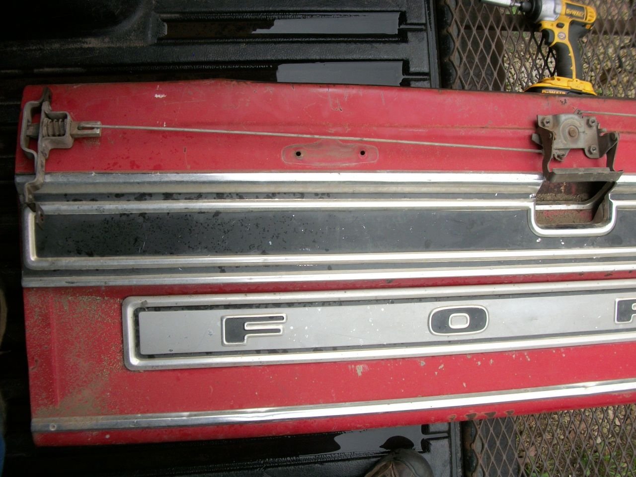1975 ford f250 custom tailgate - Ford Truck Enthusiasts Forums