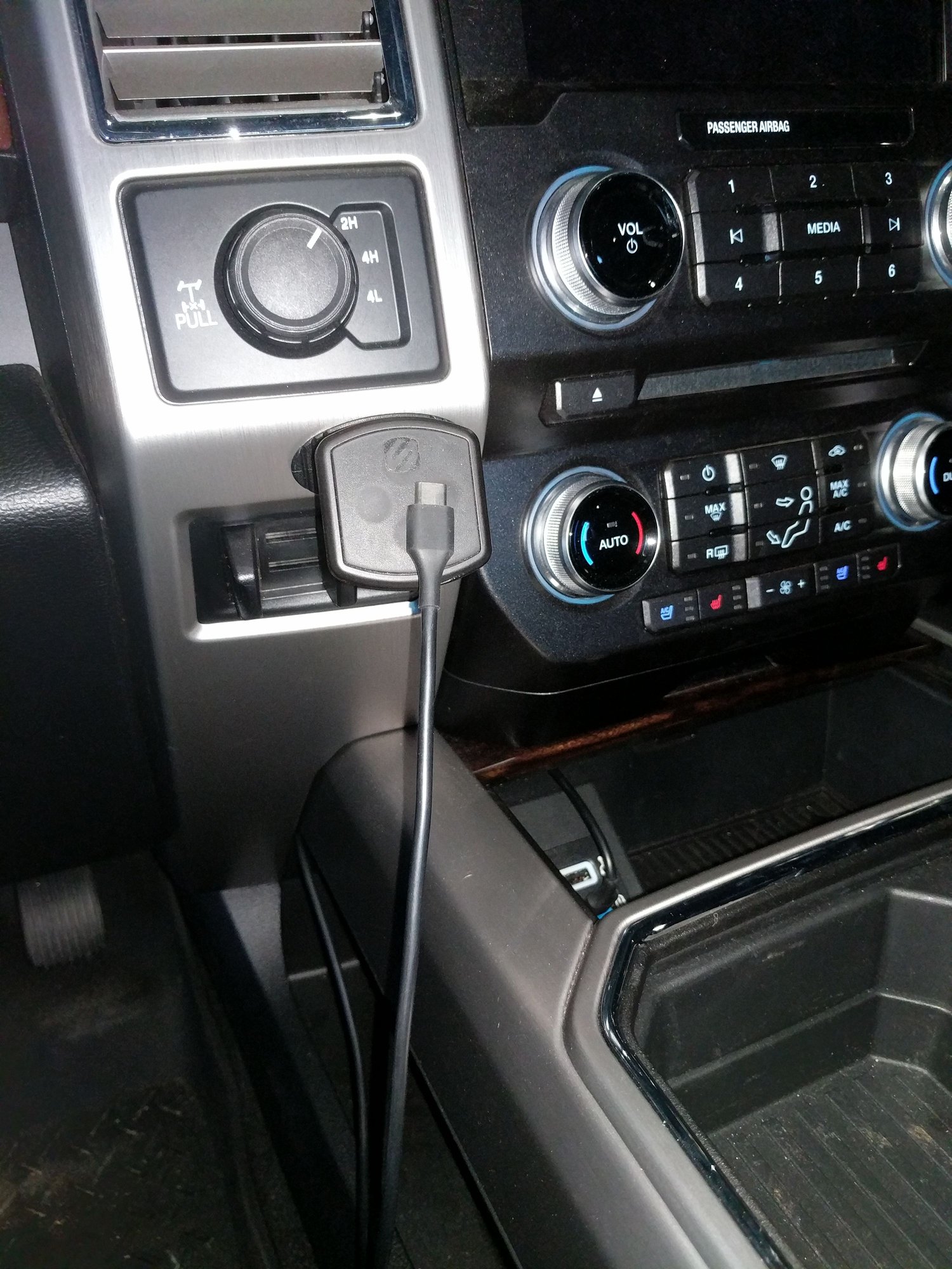 Room behind the center console usb ports? - Ford Truck Enthusiasts Forums