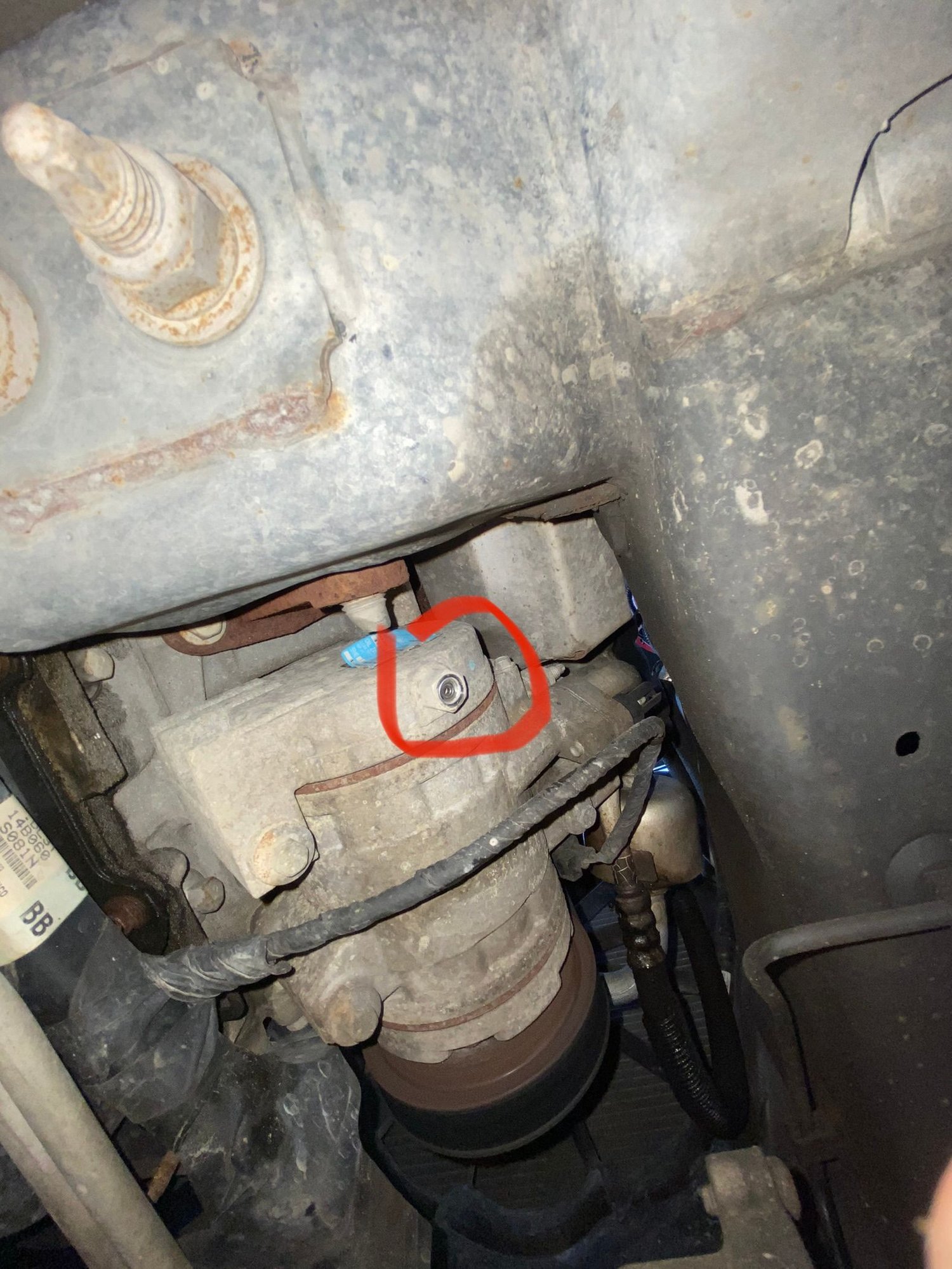 What bolt/valve is supposed to be here!? PLEASE HELP - Ford Truck ...