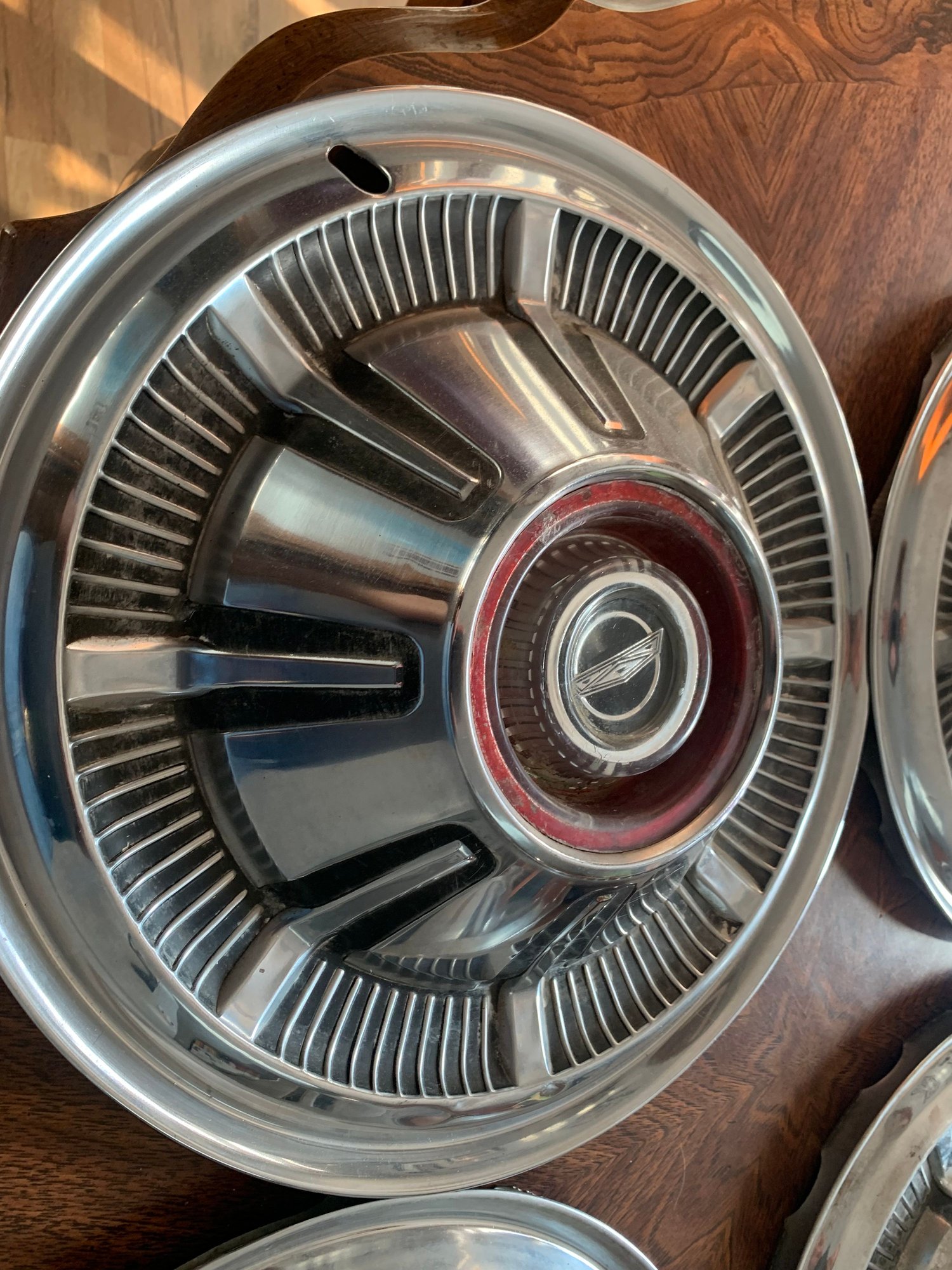 1966-1977 f-100 ranger and bronco hubcaps - Ford Truck Enthusiasts Forums