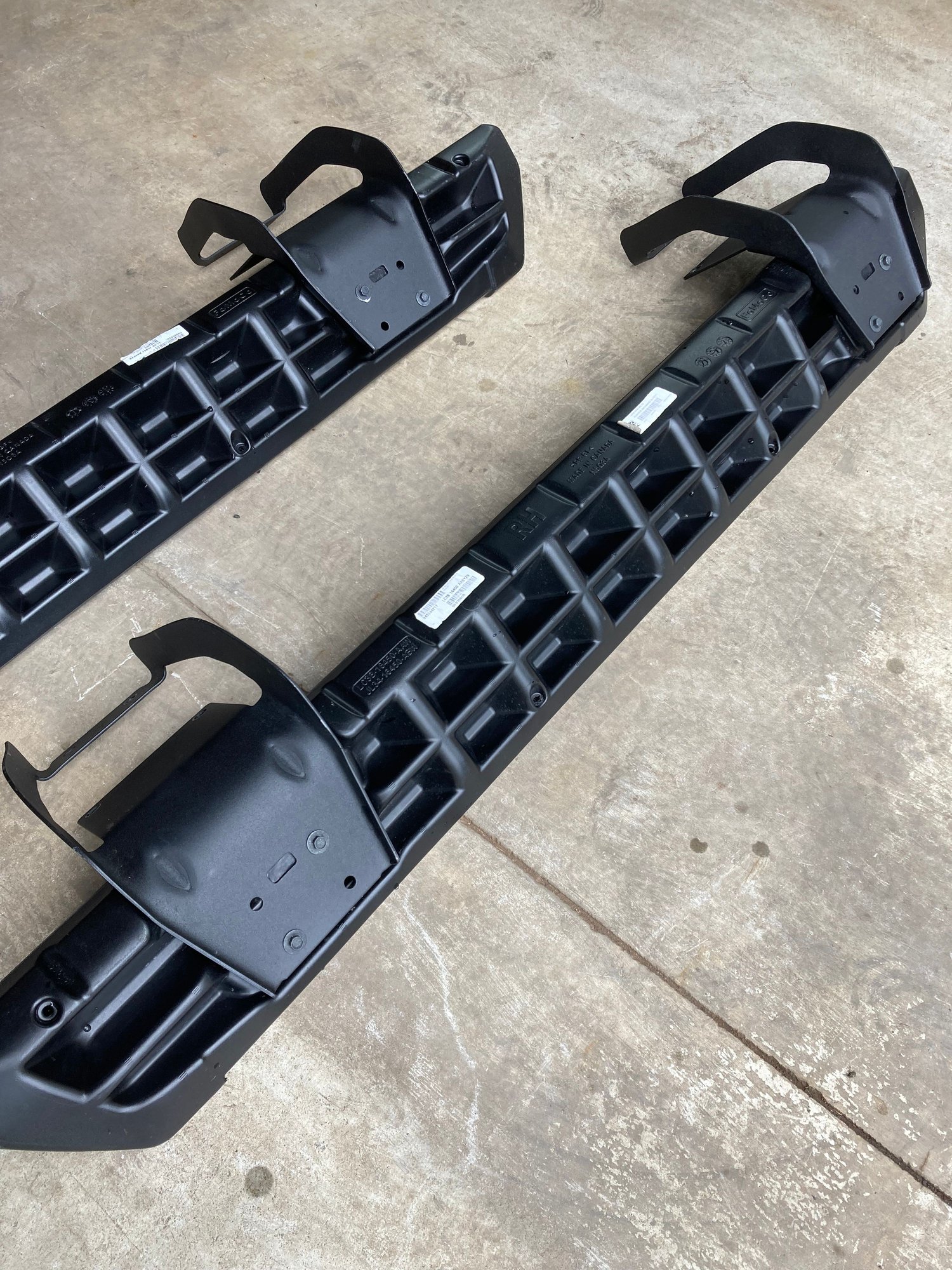 OEM Super Duty Reg/Std Cab running boards - Ford Truck Enthusiasts Forums