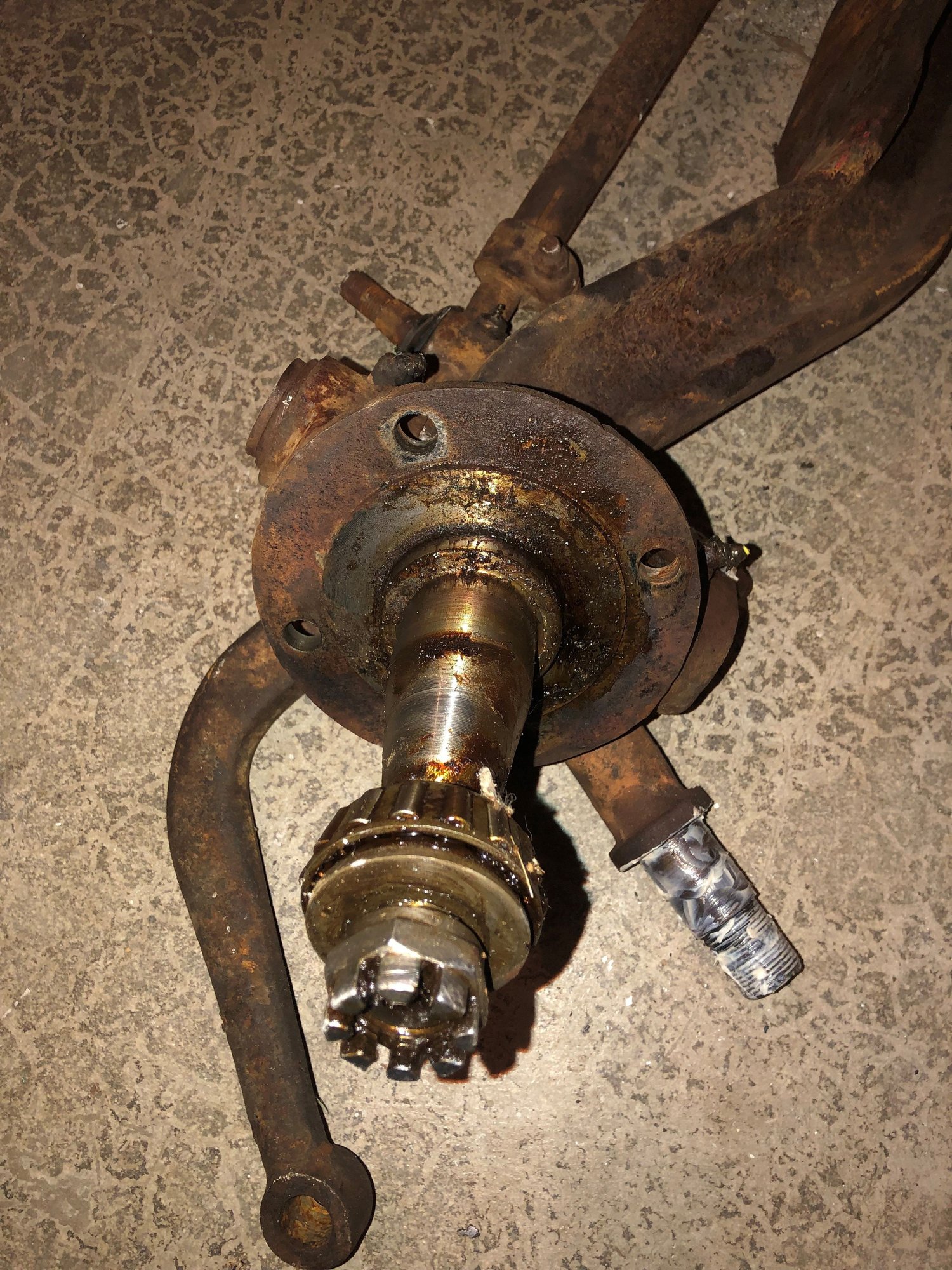 1953 F600 Front Axle, Hub and Spindle Questions - Ford Truck ...
