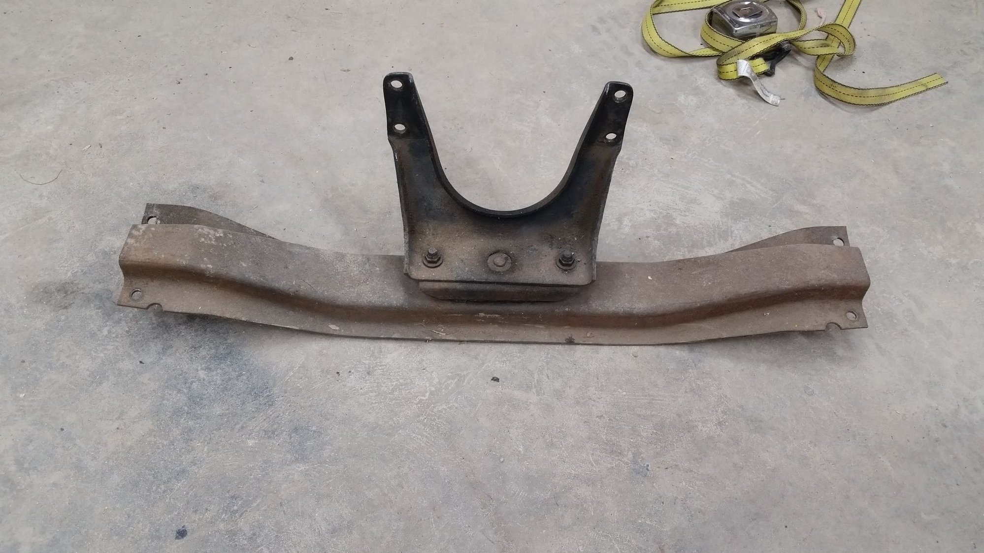 1953 F350 239 Flathead front motor mount (HELP:) - Ford Truck ...