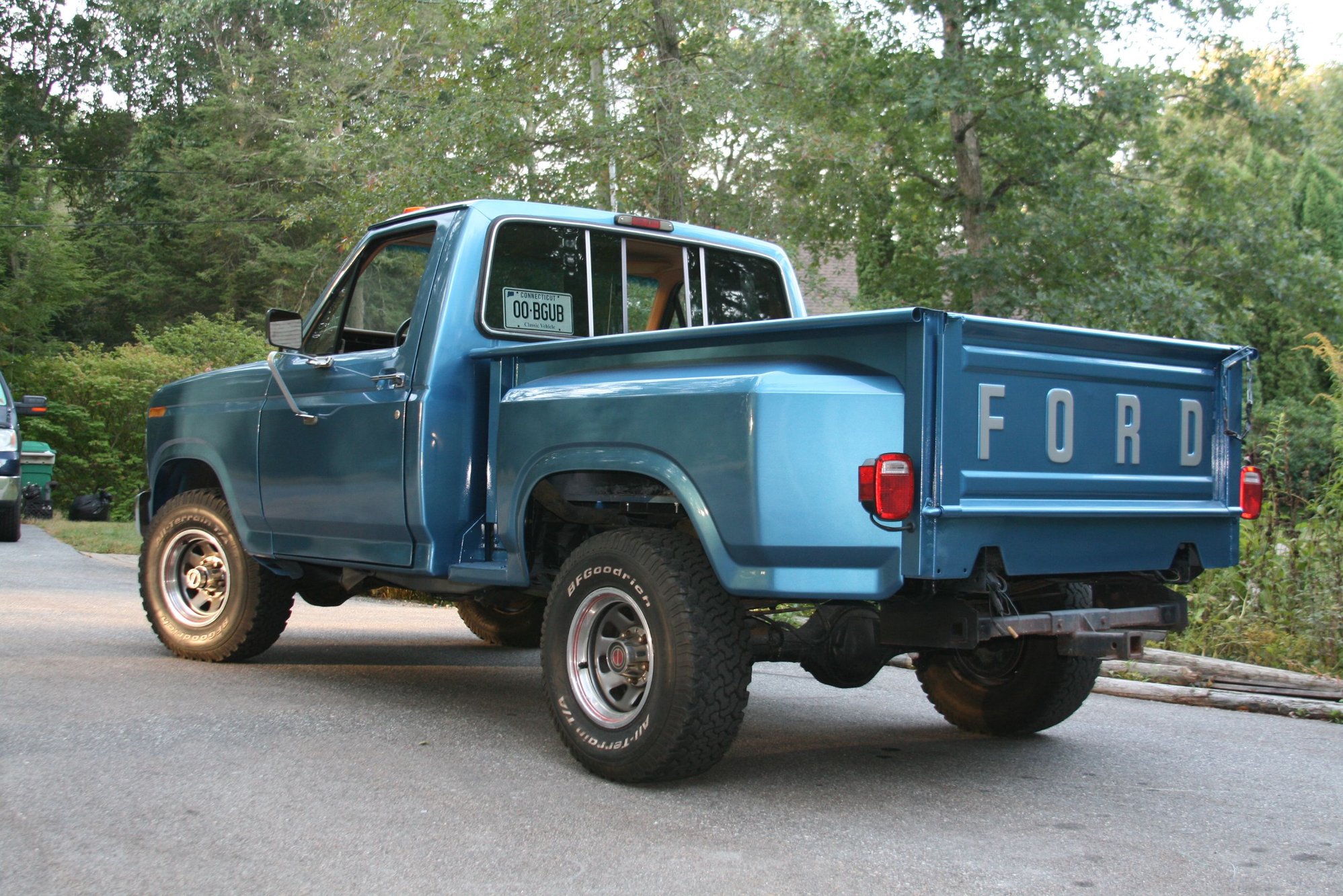 Can anyone tell me what color this is? - Ford Truck Enthusiasts Forums