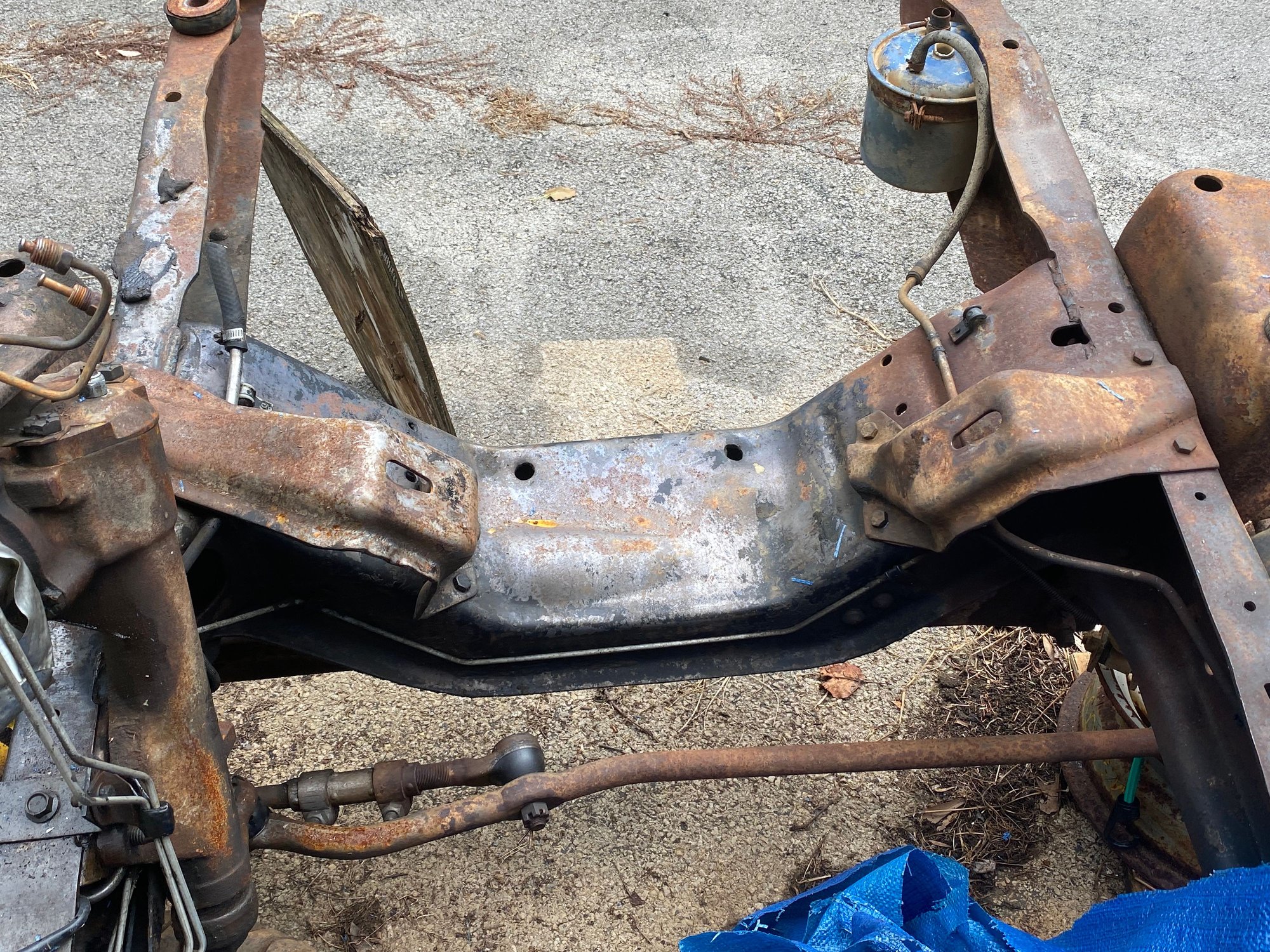 Engine perch tower correct? - Ford Truck Enthusiasts Forums