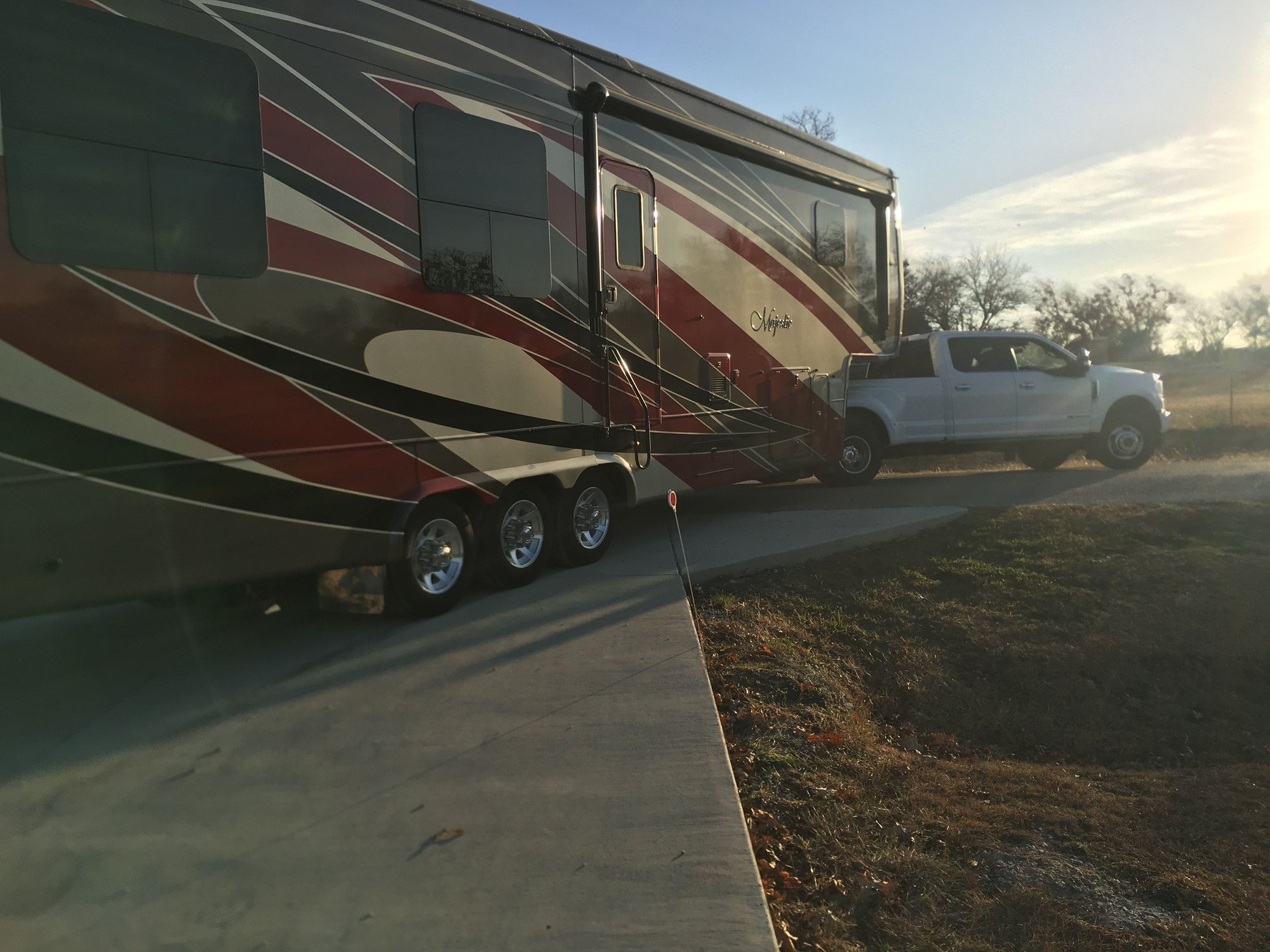 Lets see those 5th wheels - Page 270 - Ford Truck Enthusiasts Forums
