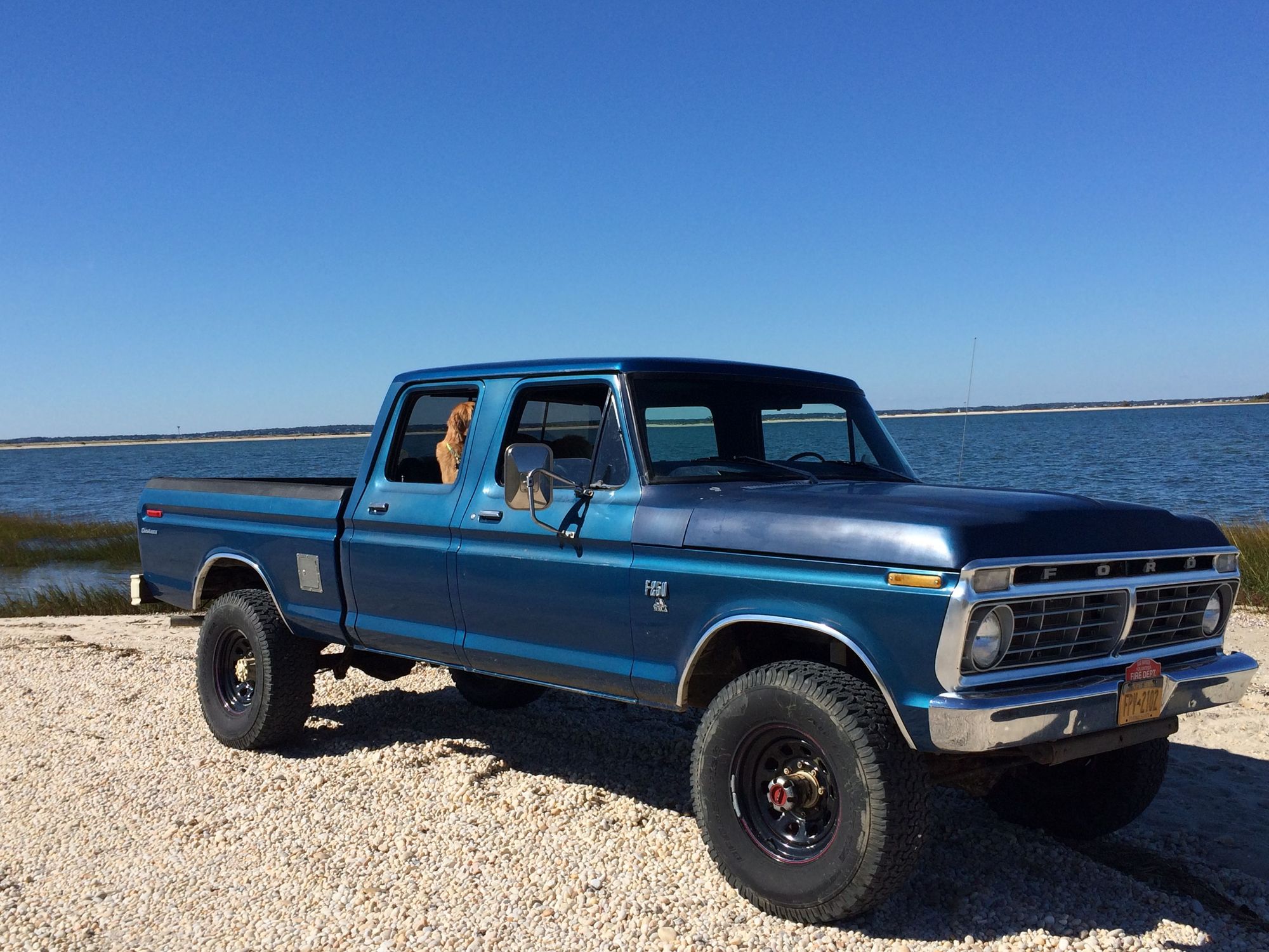 Any blue truck pics? Two tones? - Page 3 - Ford Truck Enthusiasts Forums