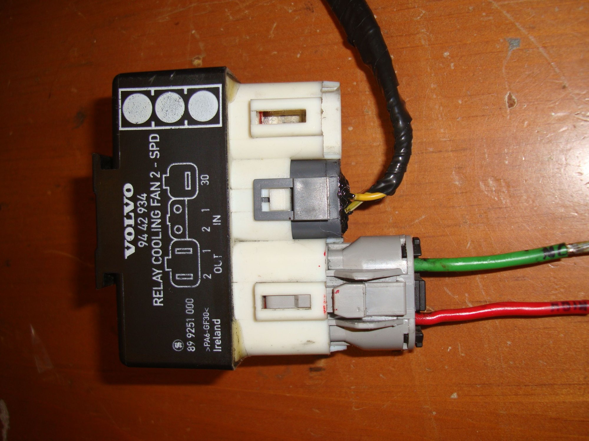 Ford F100 Electric Cooling Radiator Fan Kit w/ Aluminum Shroud & Dual Speed Fan - Ford Truck ...