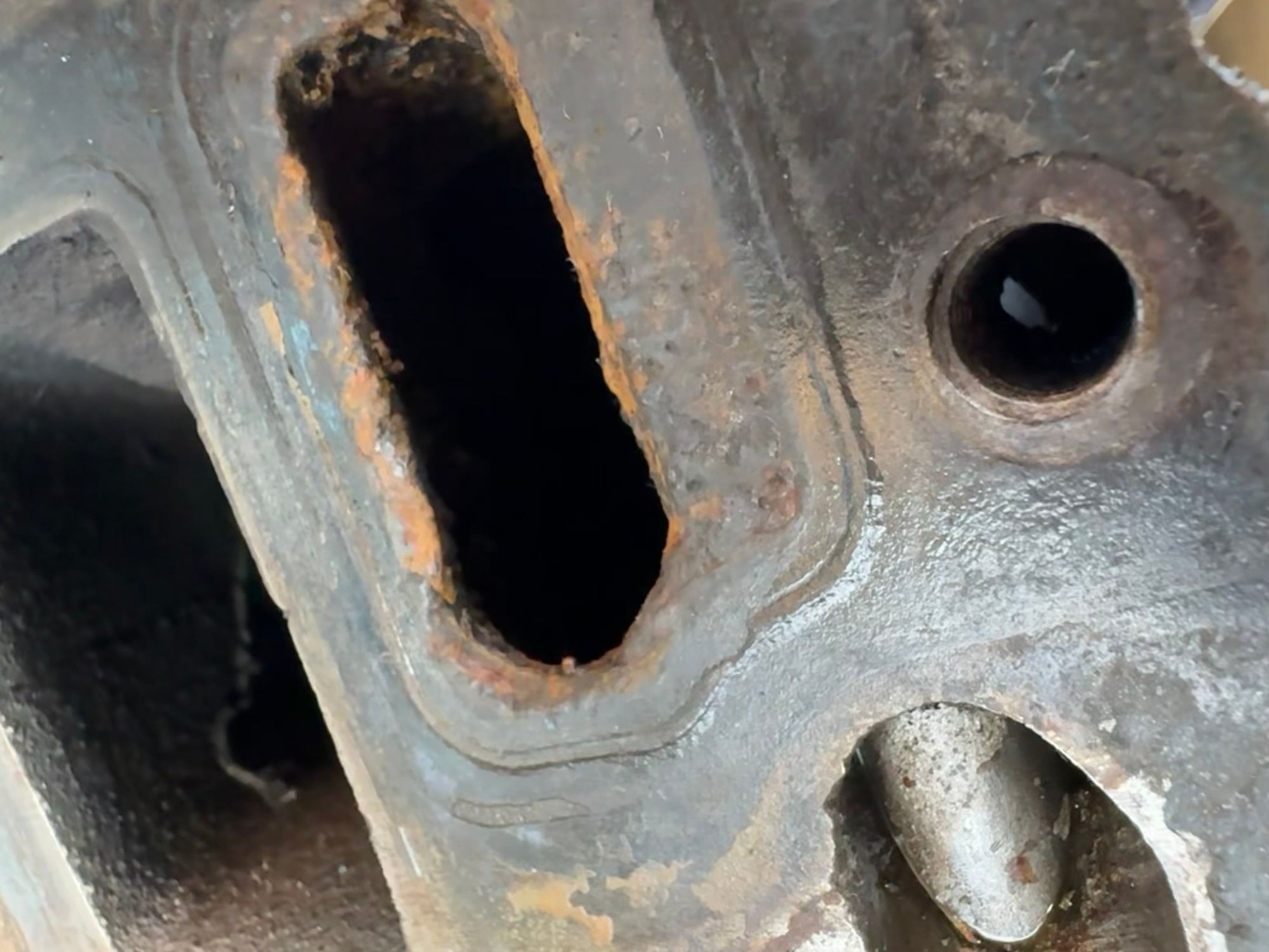 Intake manifold bolt hole damage? - Ford Truck Enthusiasts Forums