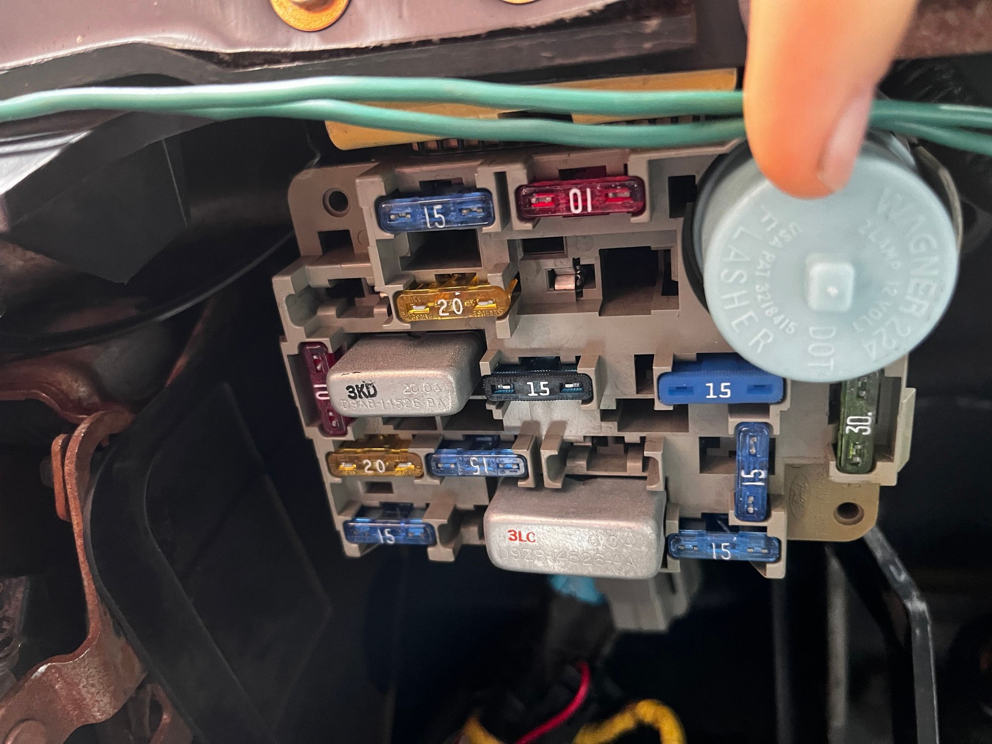 Ranger Flasher Relay Location? - Ford Truck Enthusiasts Forums