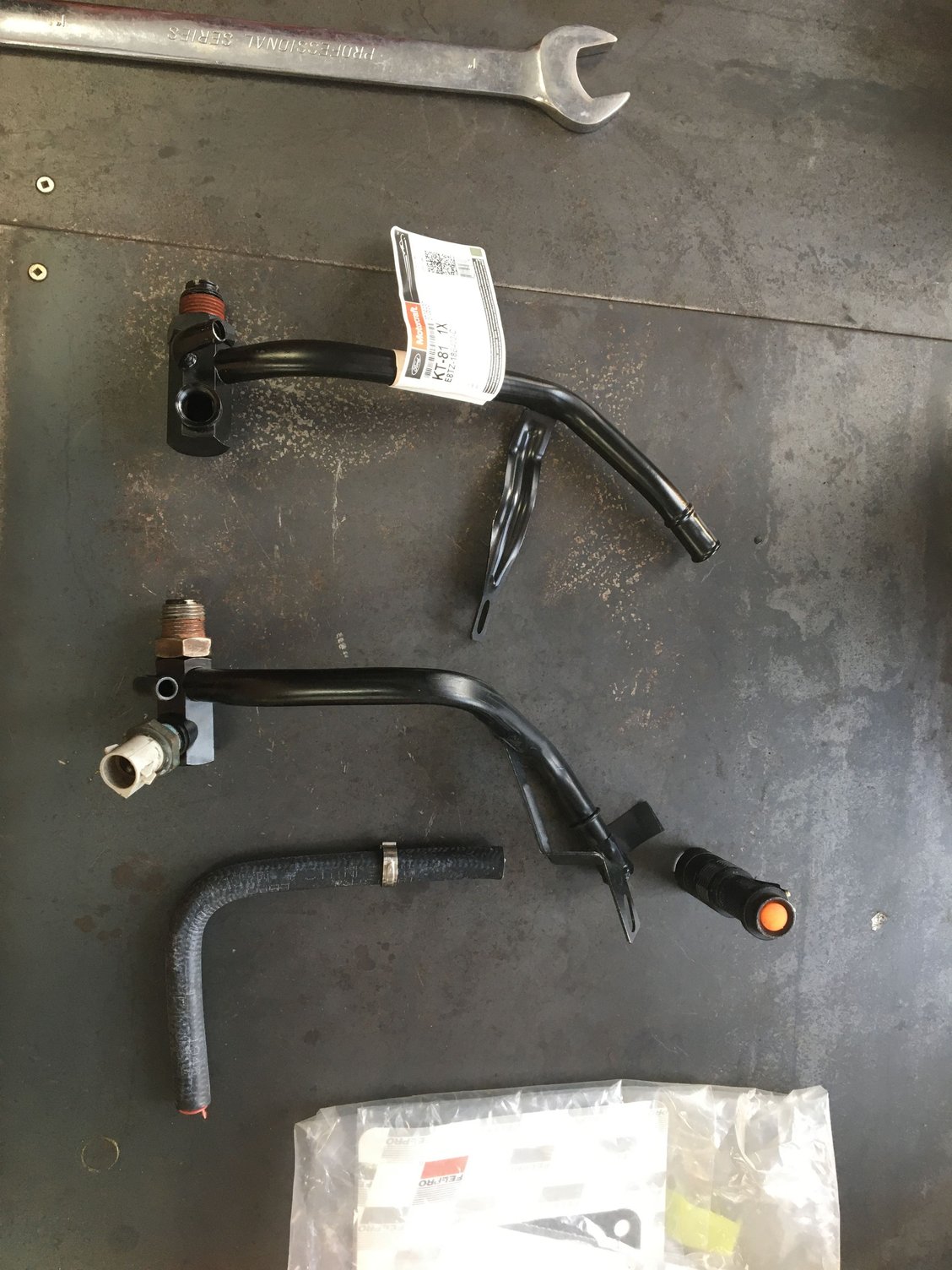 1995 351w heater pipe - Ford Truck Enthusiasts Forums