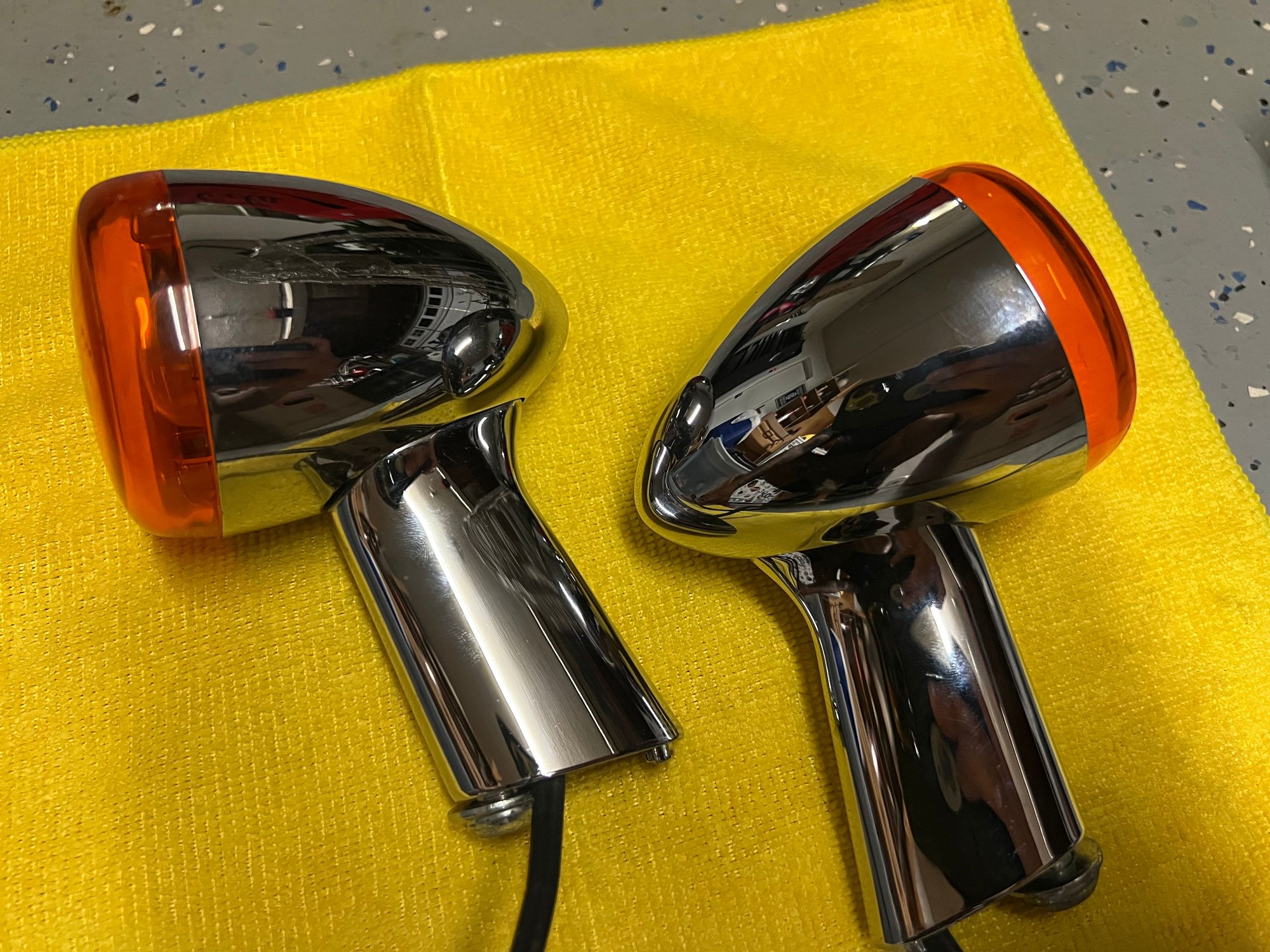 Harley Davidson Softail, Dyna, Sportster OEM Rear Turn Signals OEM ...