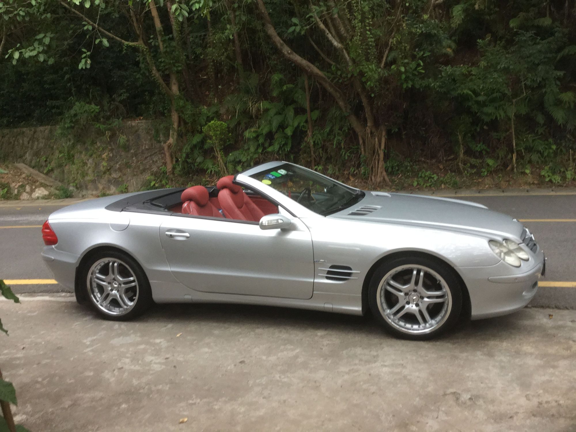 R230 SL Picture Thread | Page 19 | Mercedes-Benz Forum