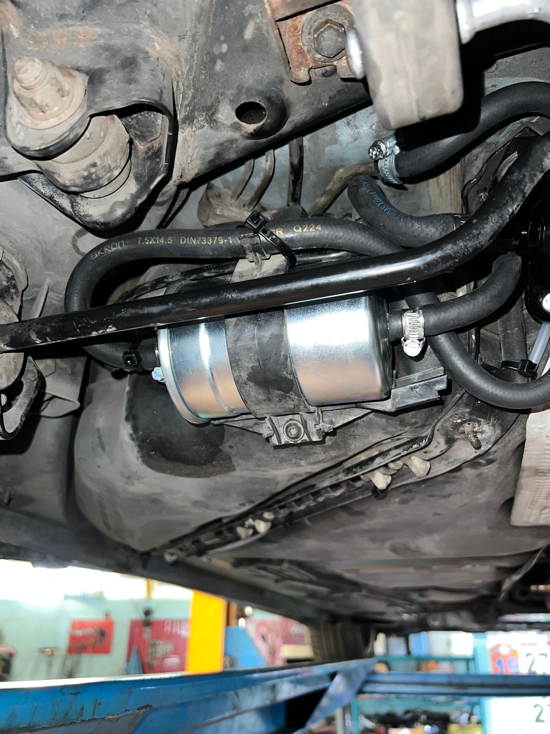 Bigger injector installation on m111 engine - MBWorld.org Forums