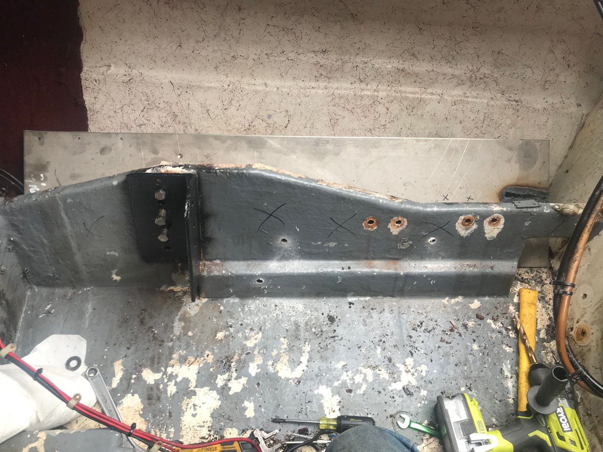 Rotten engine stringer ideas for replacement - Offshoreonly.com