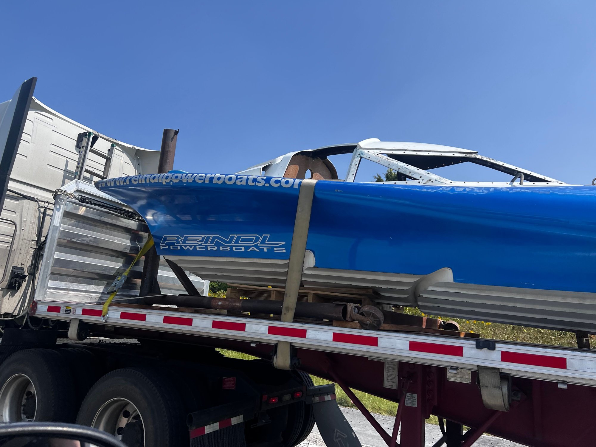 Saw 4 bat boat hulls today - Offshoreonly.com