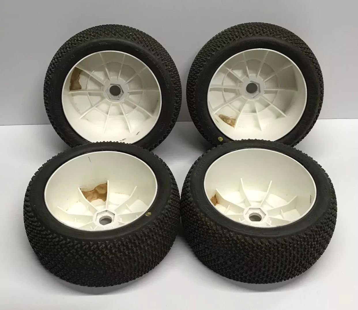 Proline Caliber 1/8 Truggy Tires & Wheels 17mm Hex (2) Sets - R/C Tech ...