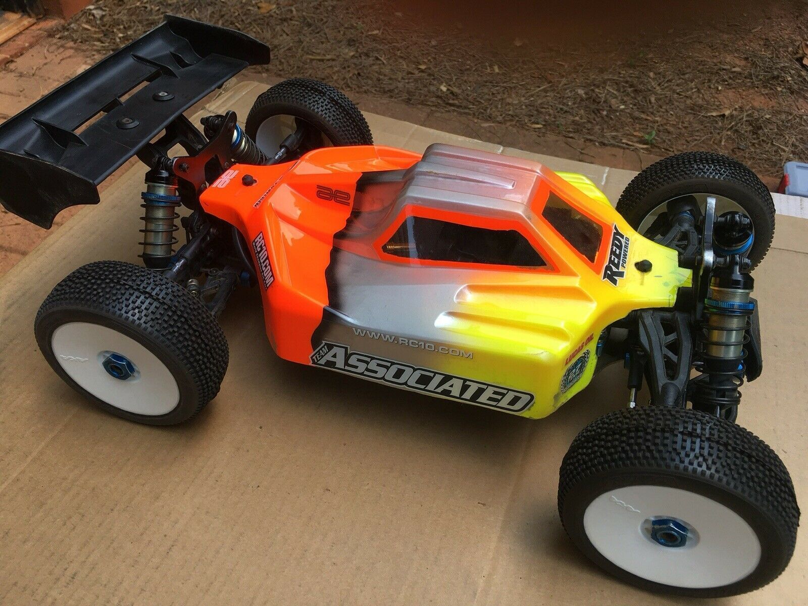 Team Associated RC8B3e 100% ready to race - R/C Tech Forums