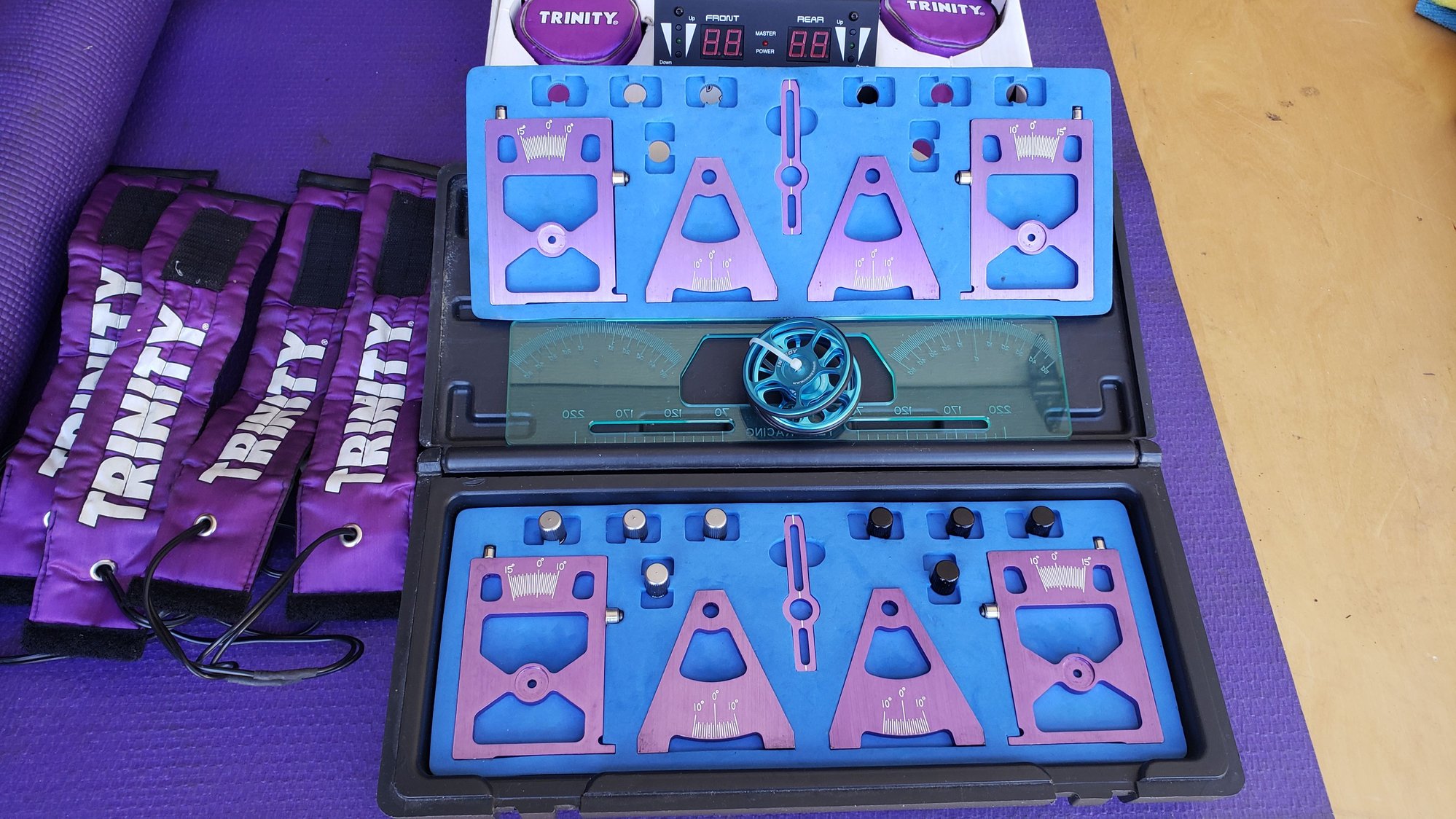 1/10 set up tool with 2 different style of tire warmers and a set up wheel - R/C Tech Forums