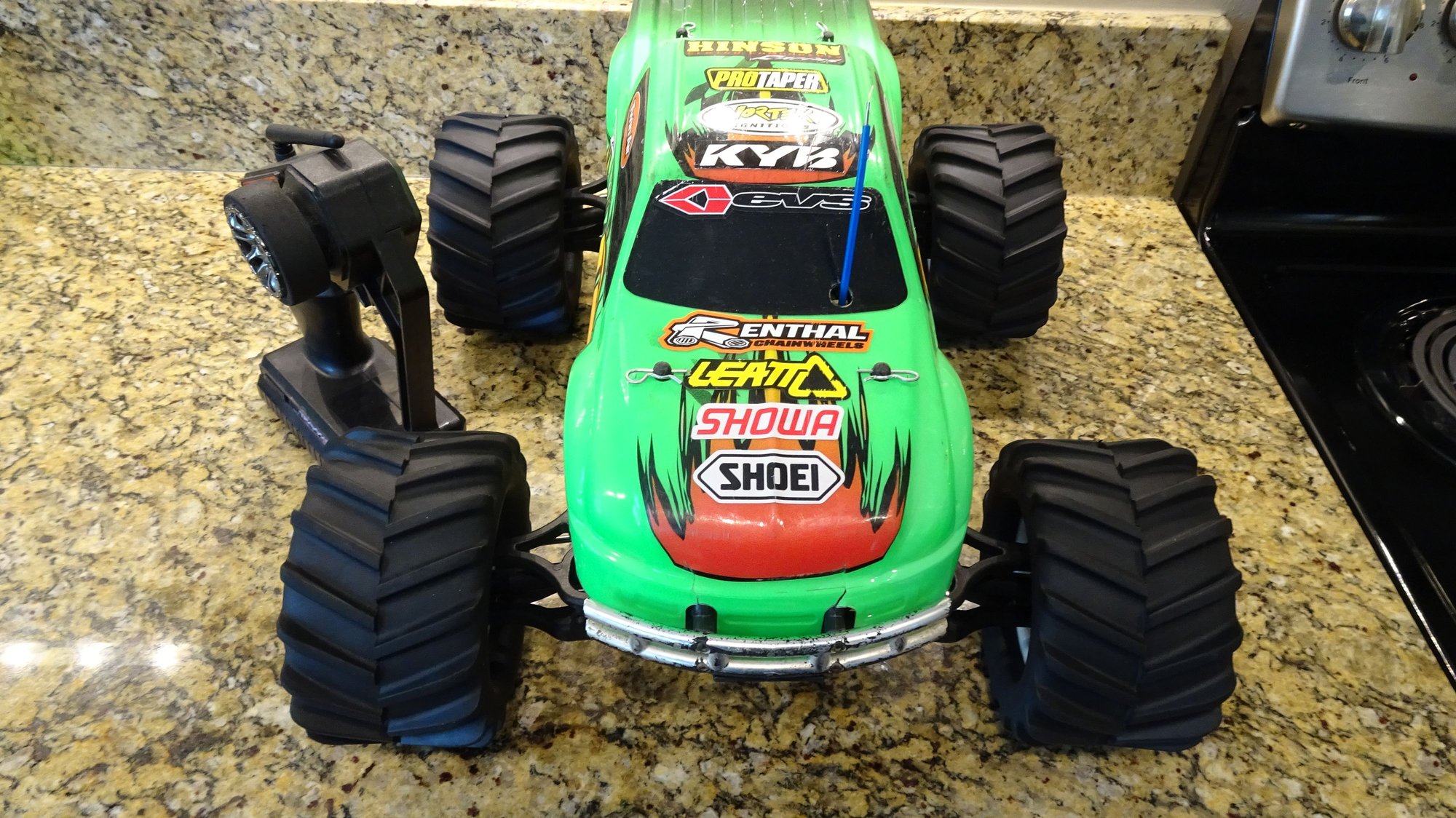 Traxxas Emaxx - R/C Tech Forums