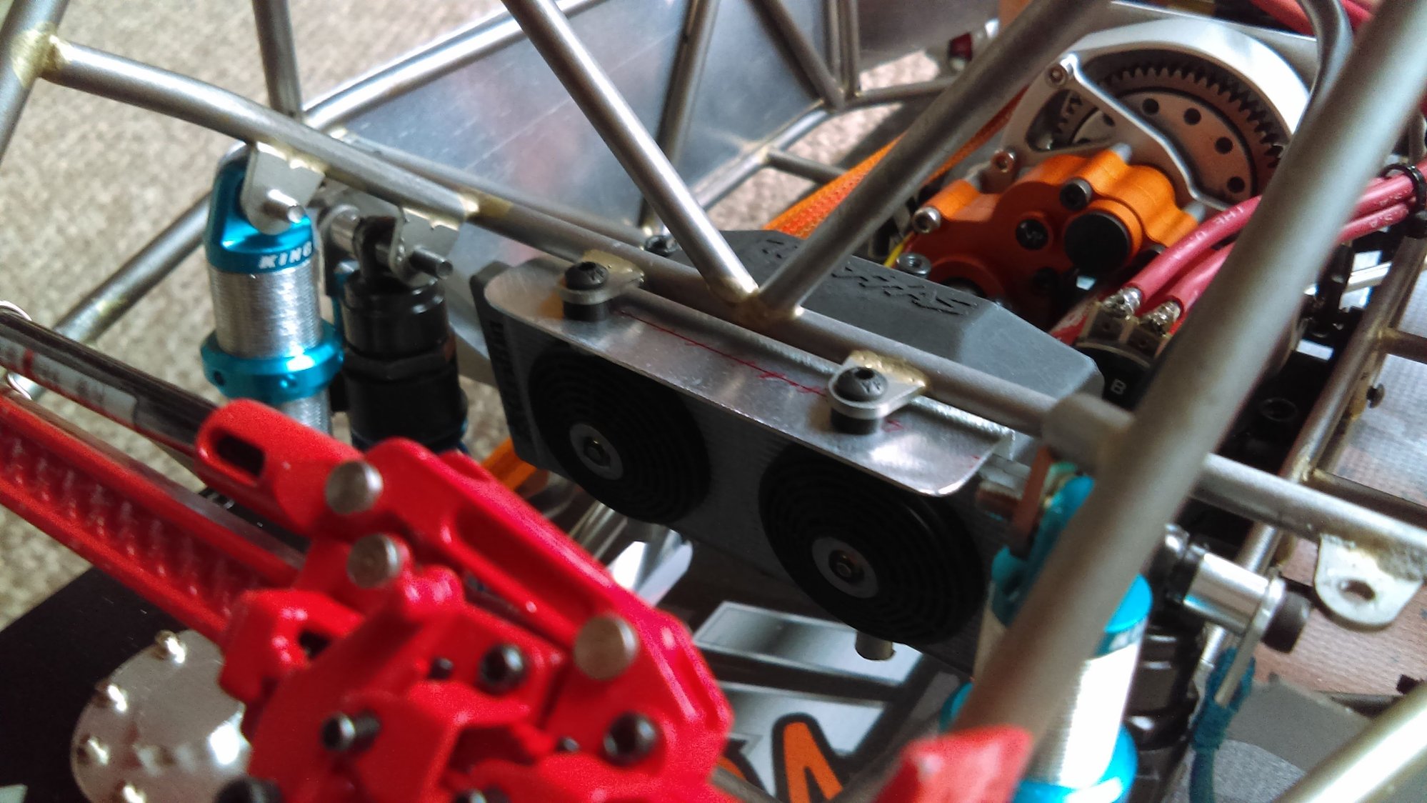 EmeryworX RR10 Bomber Chassis #001 of 001 - R/C Tech Forums