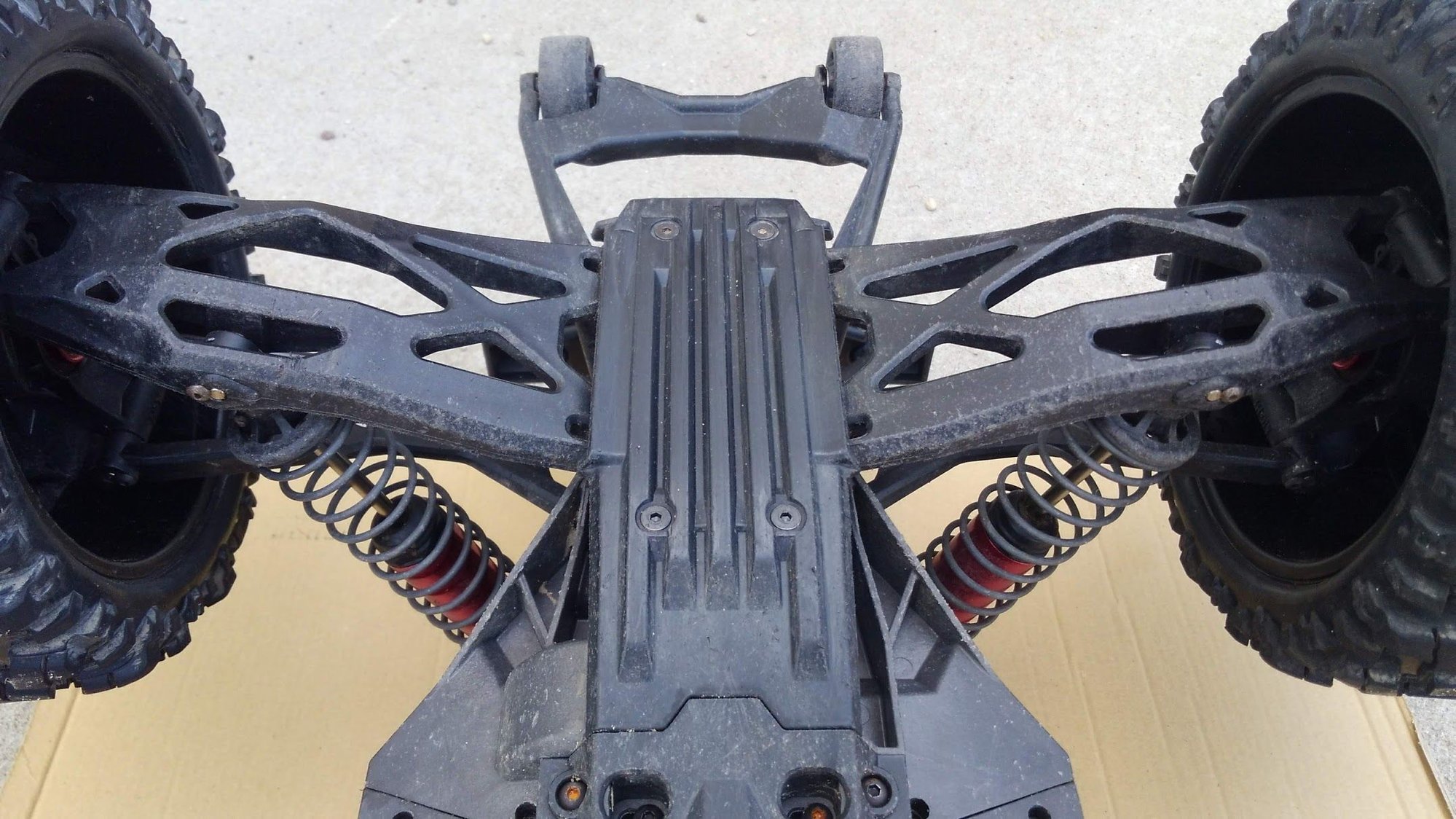 Traxxas XMaxx Snap-On Edition 8s w/ SMC batteries - R/C Tech Forums