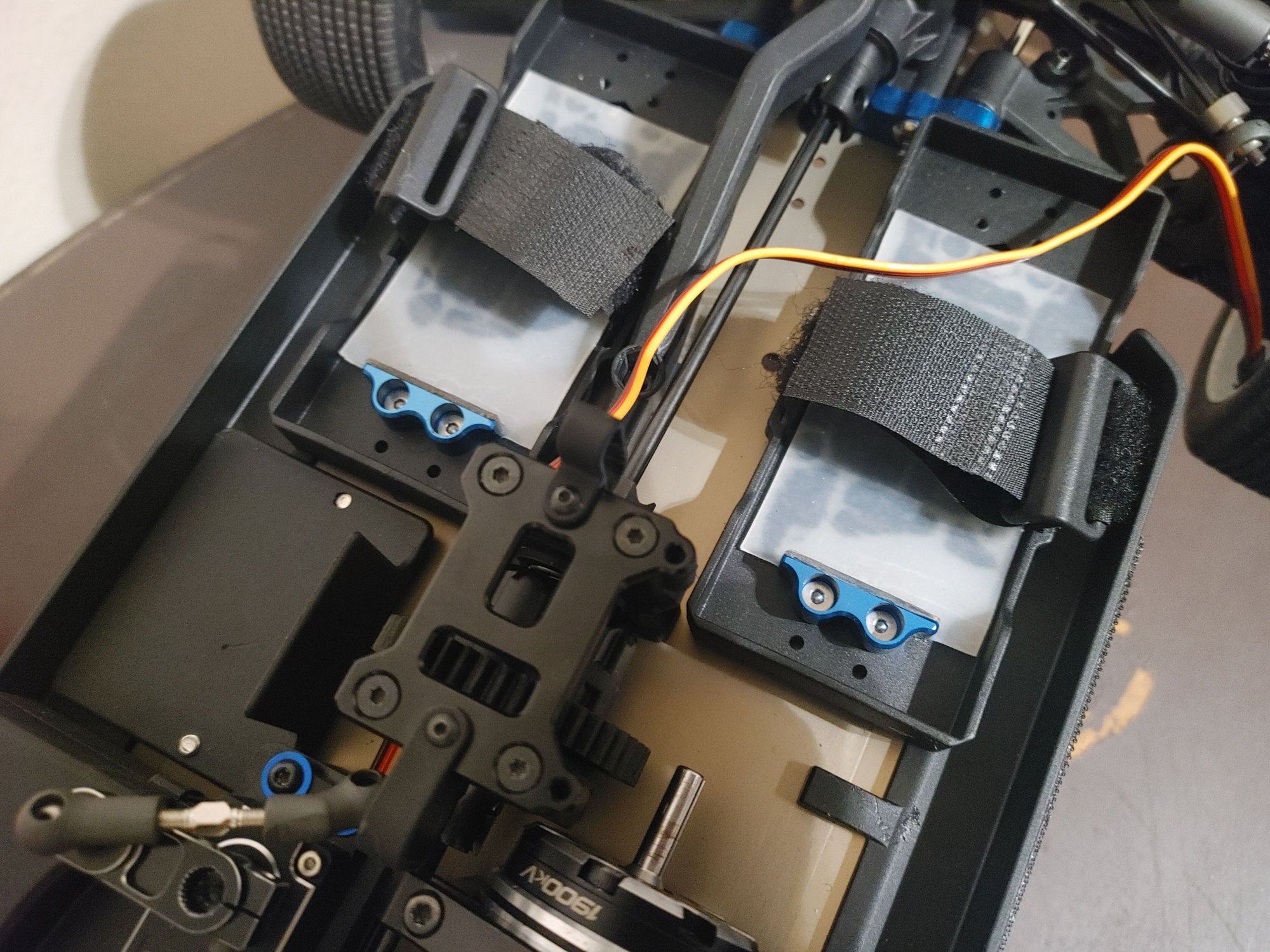 Team Associated RC8B4E. Roller w/Servo & Motor - R/C Tech Forums