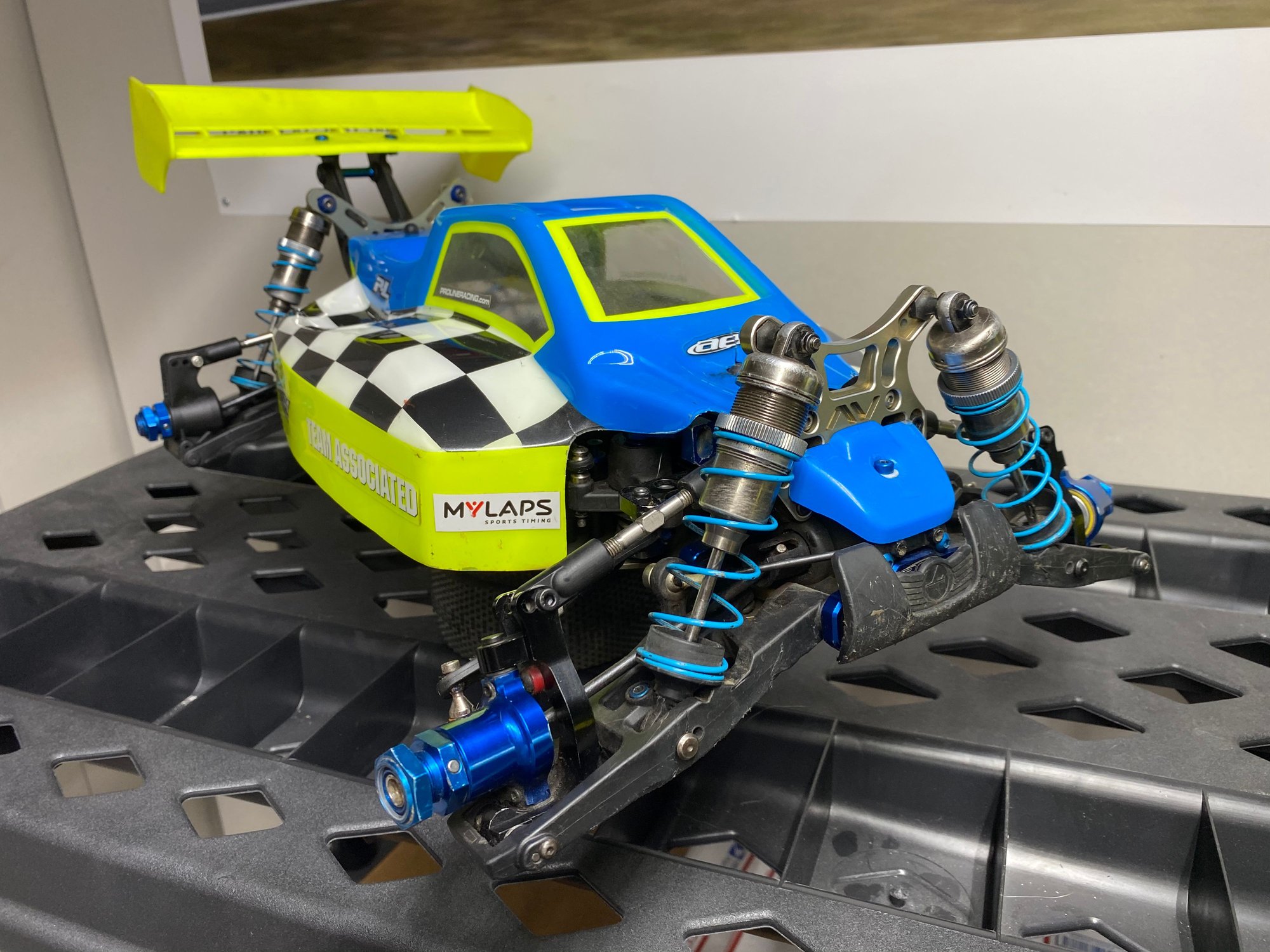 RC8.2e w/ many upgrades!!! - R/C Tech Forums