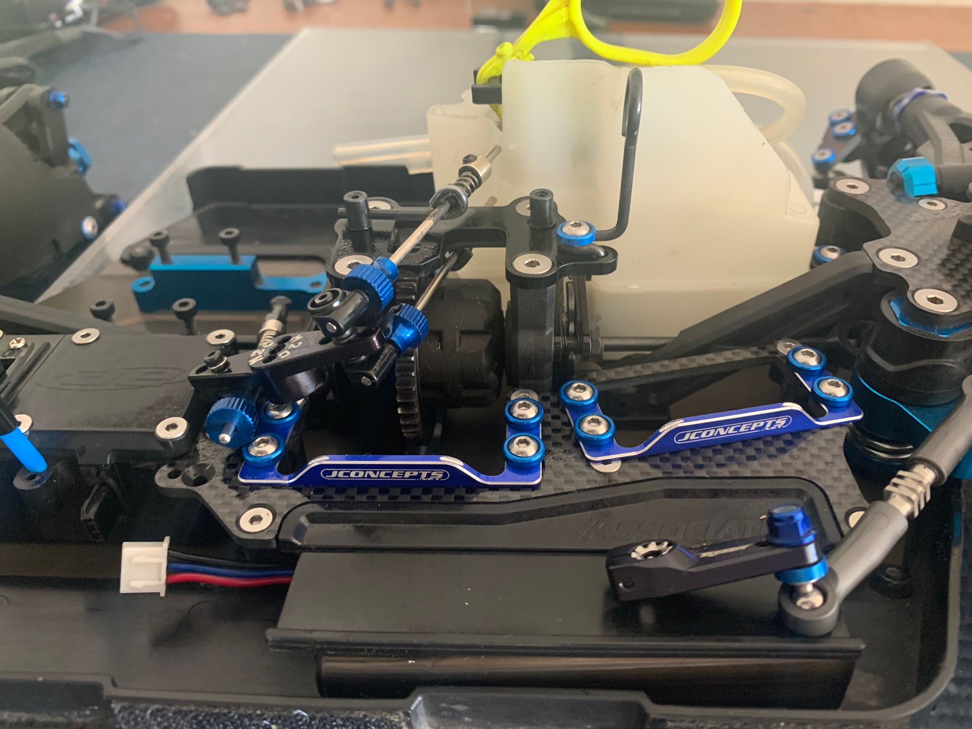 Loaded AE RC8B3.1 slider - R/C Tech Forums