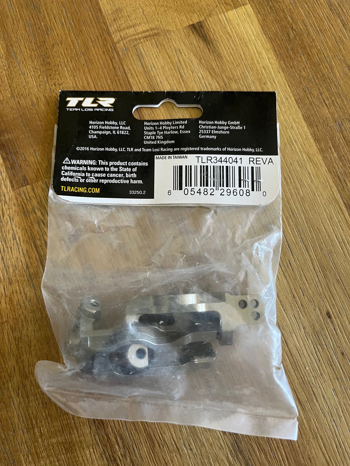 TLR 8X aluminum spindle carrier set - R/C Tech Forums