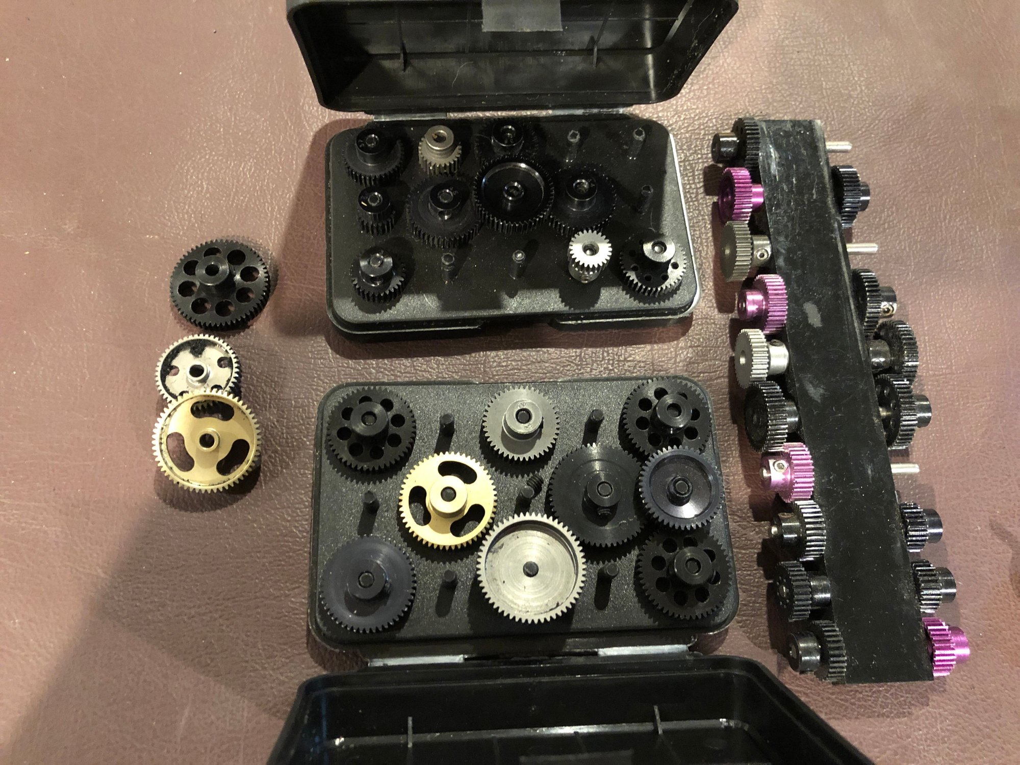 FS: 64P Pinion Lot - R/C Tech Forums