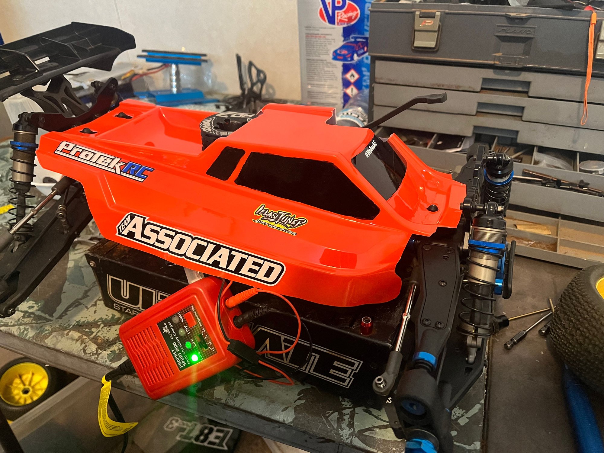 New rc8t4 nitro slider or rtr - R/C Tech Forums