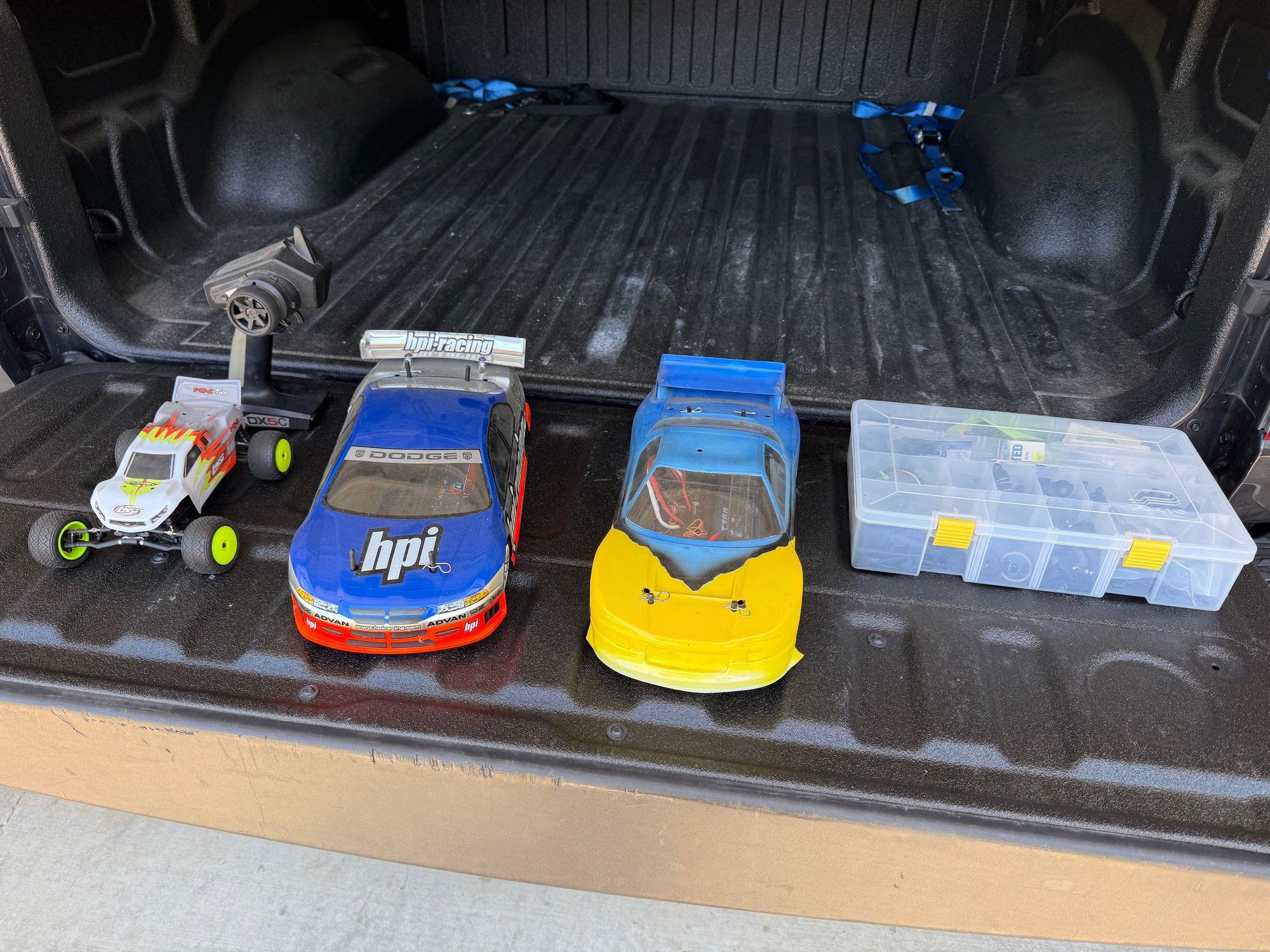 Team Associated TC3 Touring Cars + Parts, Mini T & Spektrum DX5C - R/C ...