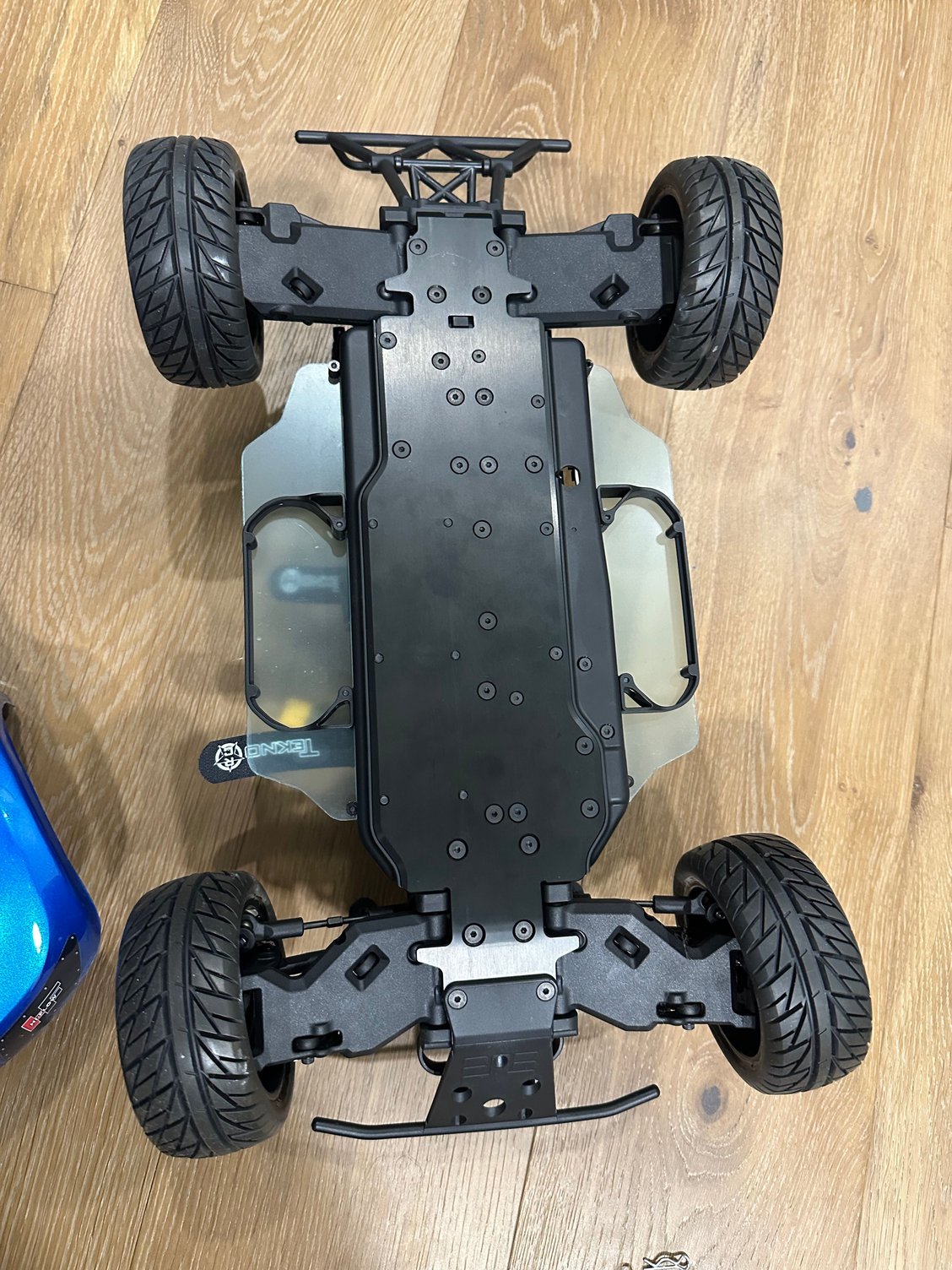 FS: tekno sct410.3 newly built ARTR - R/C Tech Forums