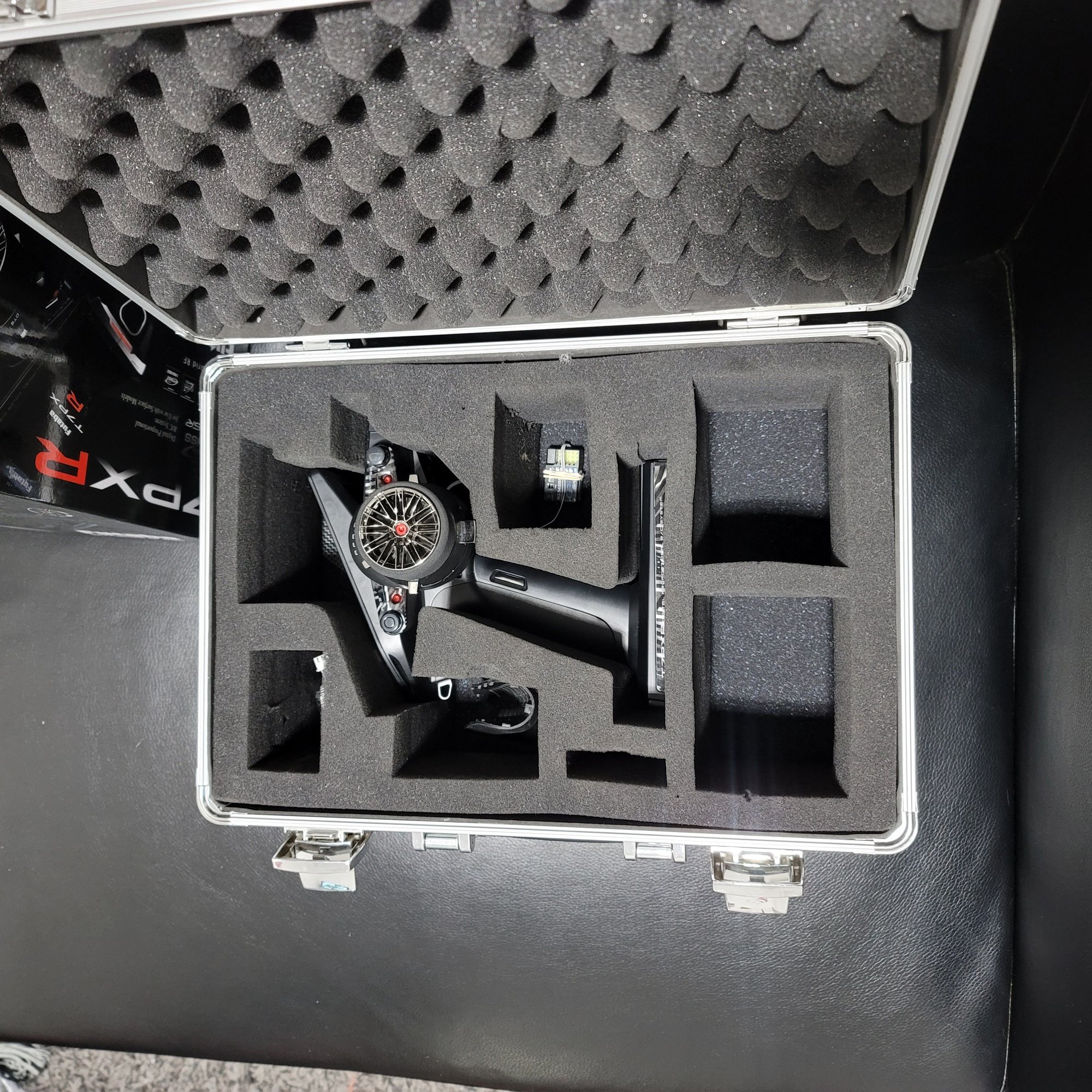 Futaba 7PXR USA Version with Futaba Hard Case - R/C Tech Forums