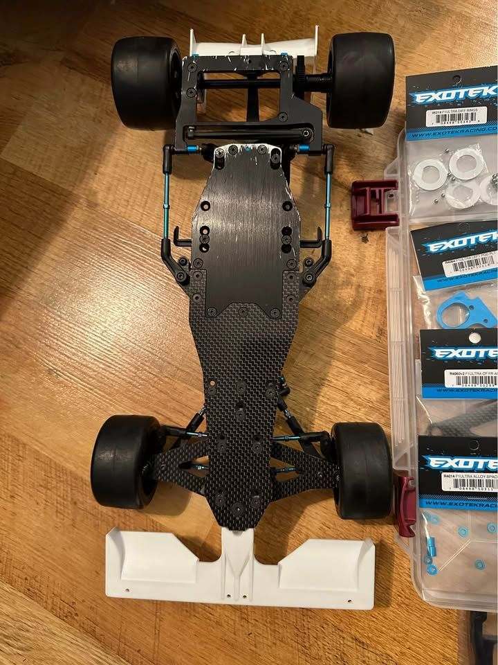 Exotek Ultra F1 roller with upgrades and tons of extras - R/C Tech Forums