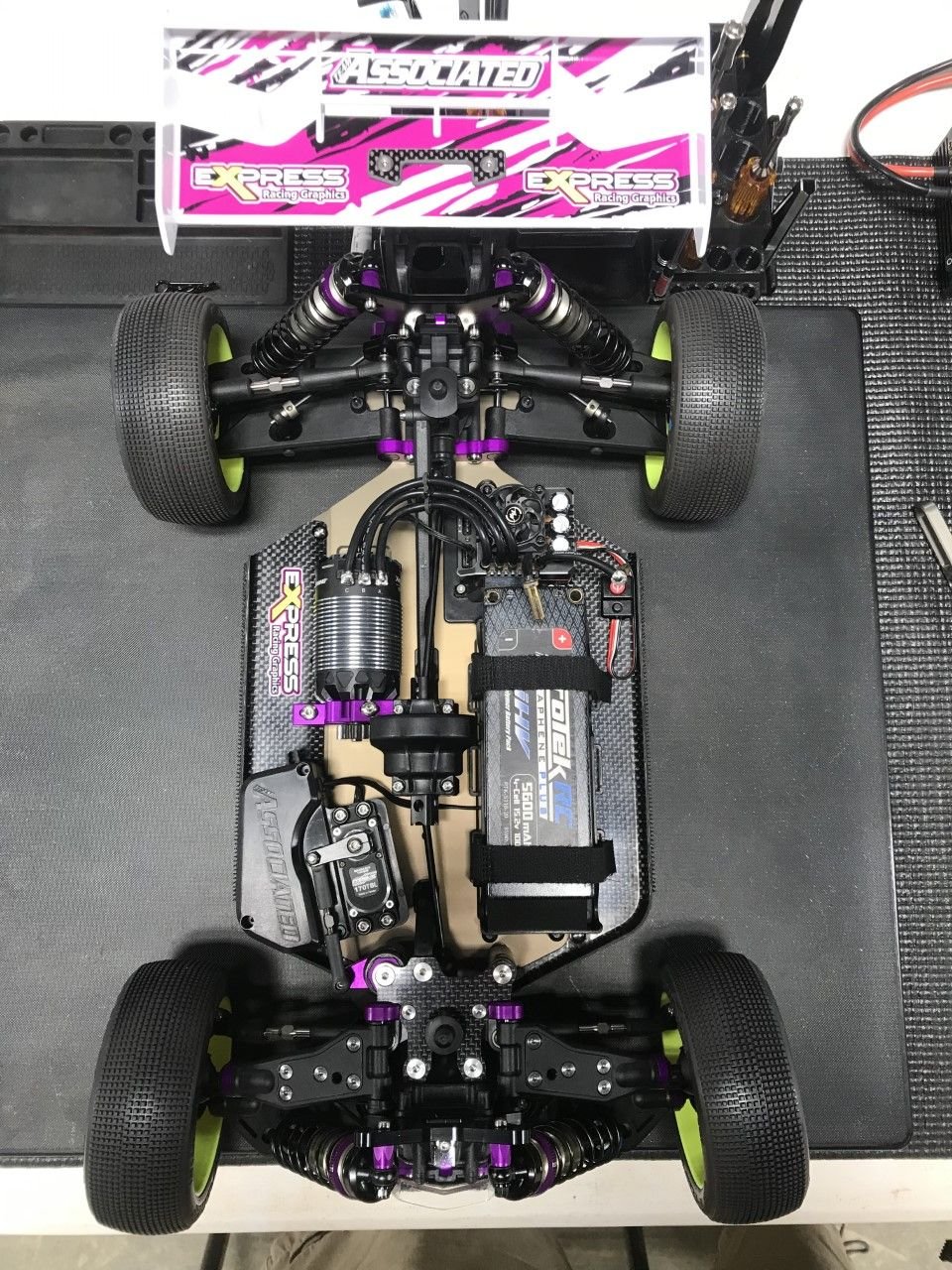 Team Associated RC8b3.2e ARTR - R/C Tech Forums