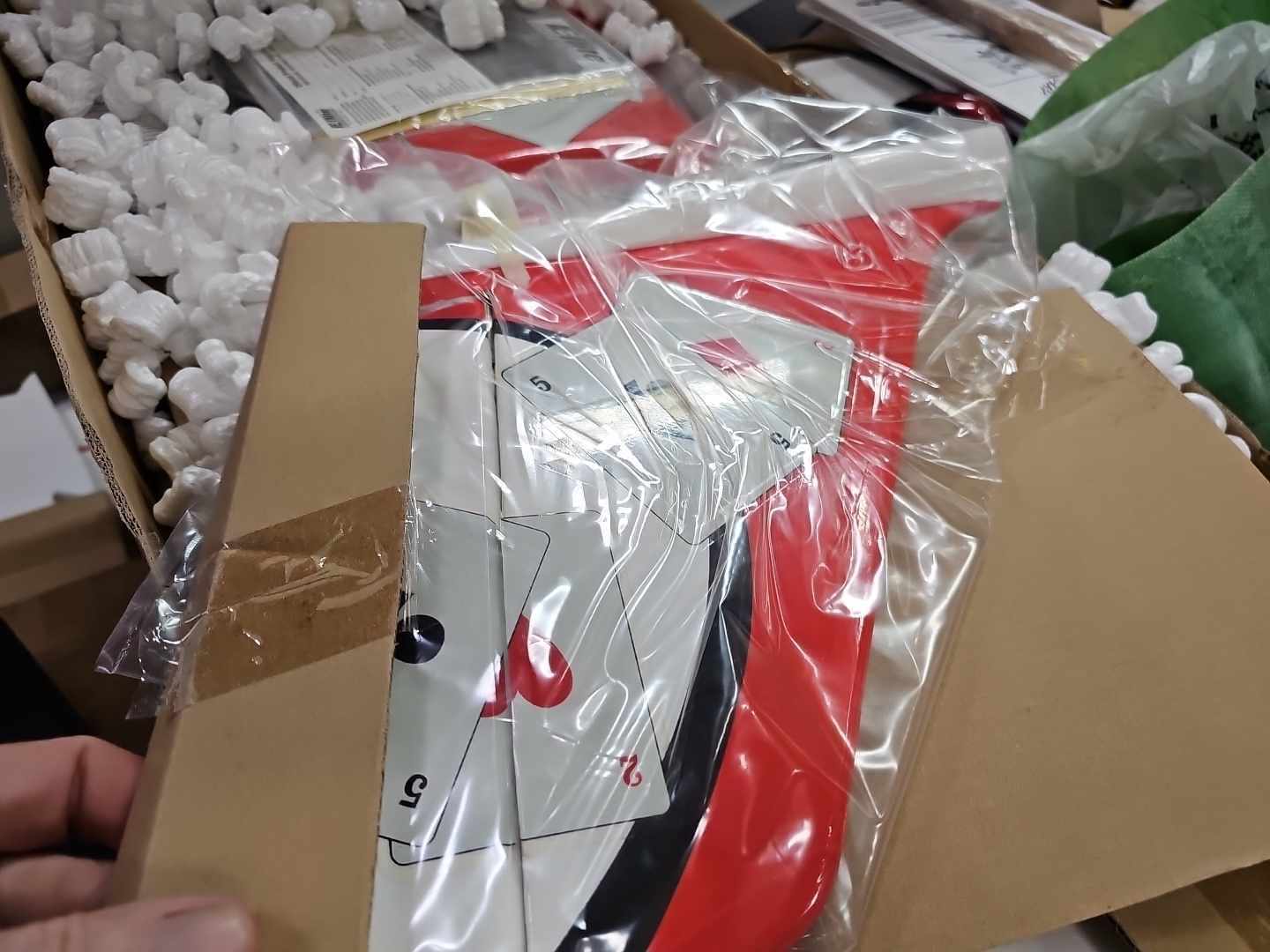 Super rare DECUES WILD 25e2 w/ Retracts, motors, and esc's OFF SITE ...