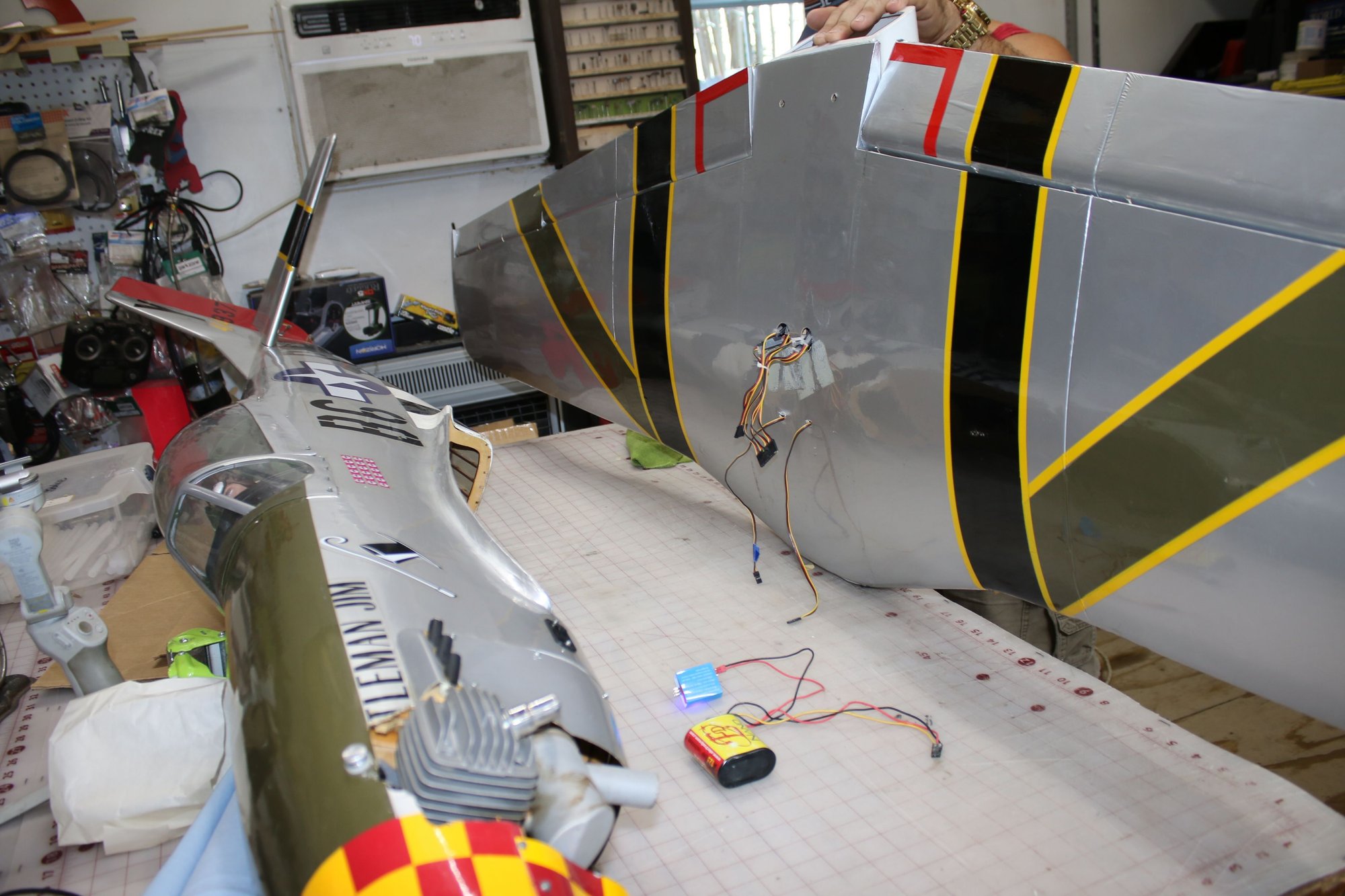 Hangar 9 p-51 $1100.00 - RCU Forums